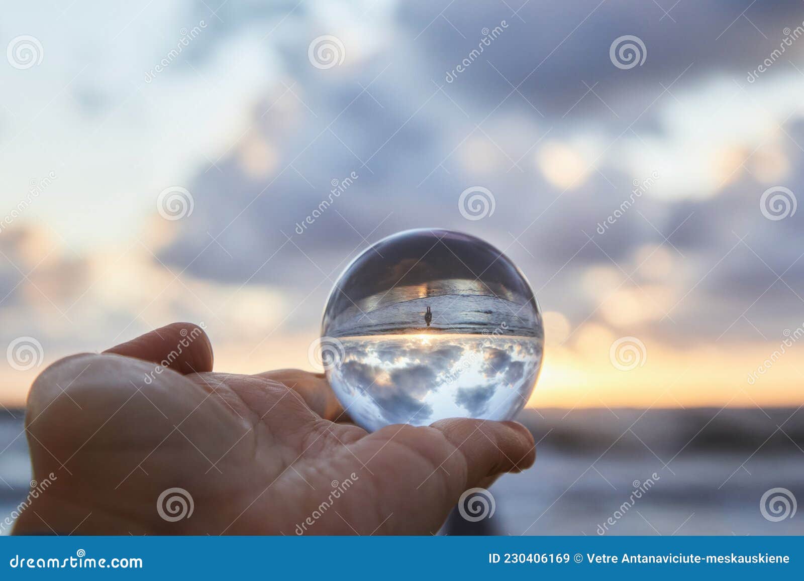 Magic Sphere. Fortune Teller, Mind Power Concept. Crystal Ball ...