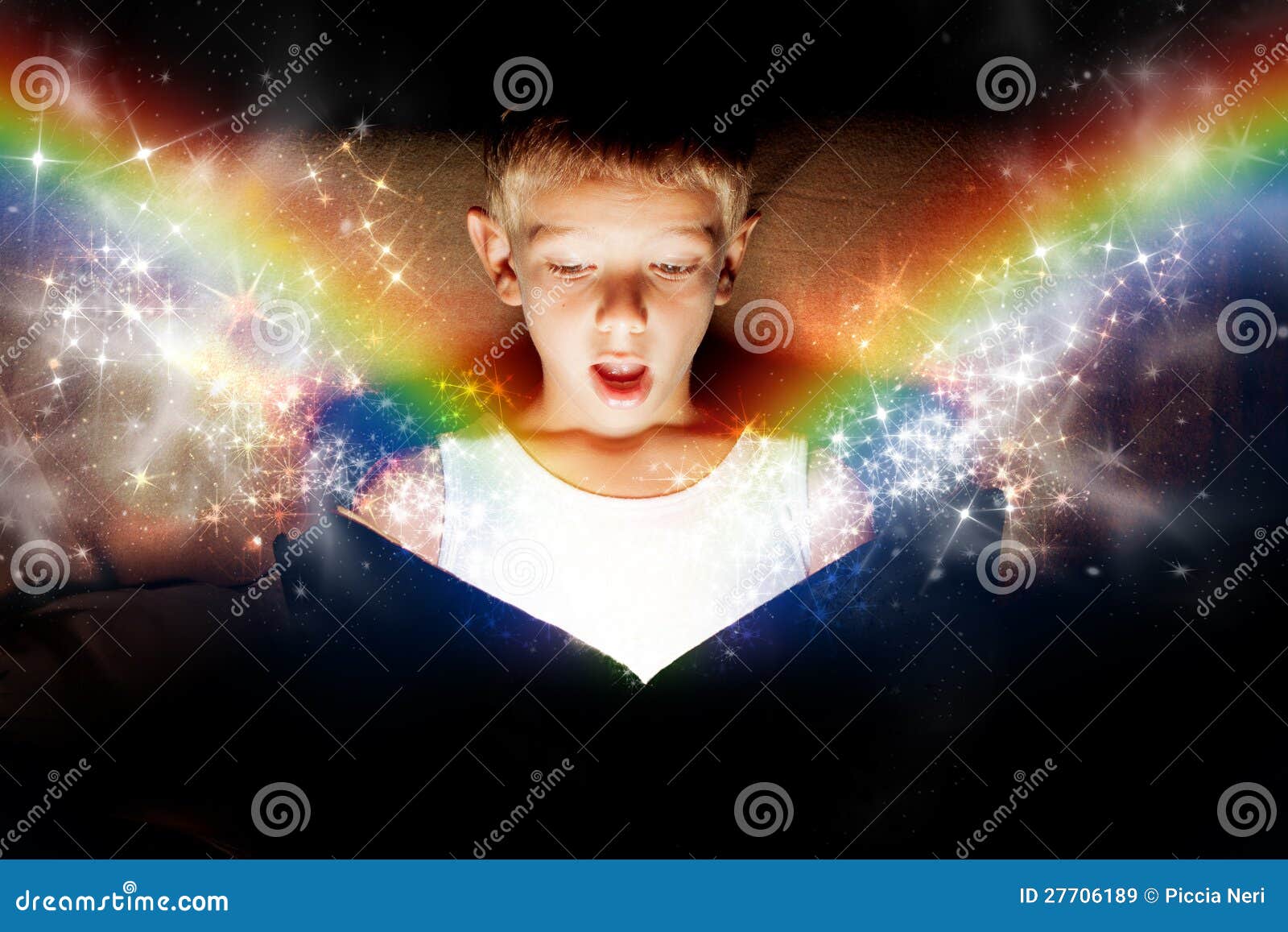 Magisch boek stock afbeelding. Image of kleurrijk, kaukasisch - 27706189