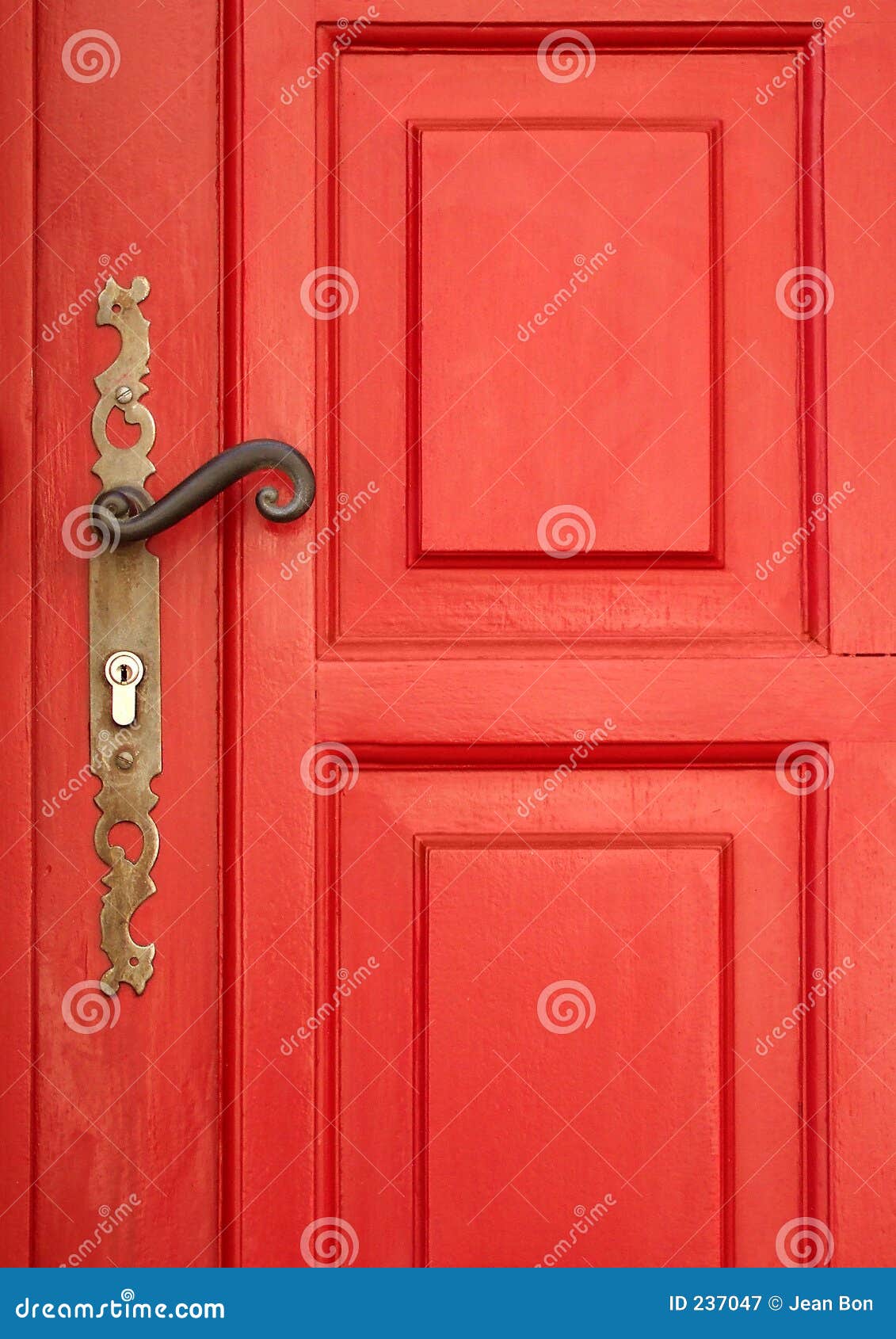 Magische rode deur stock afbeelding. Image of engeland - 237047