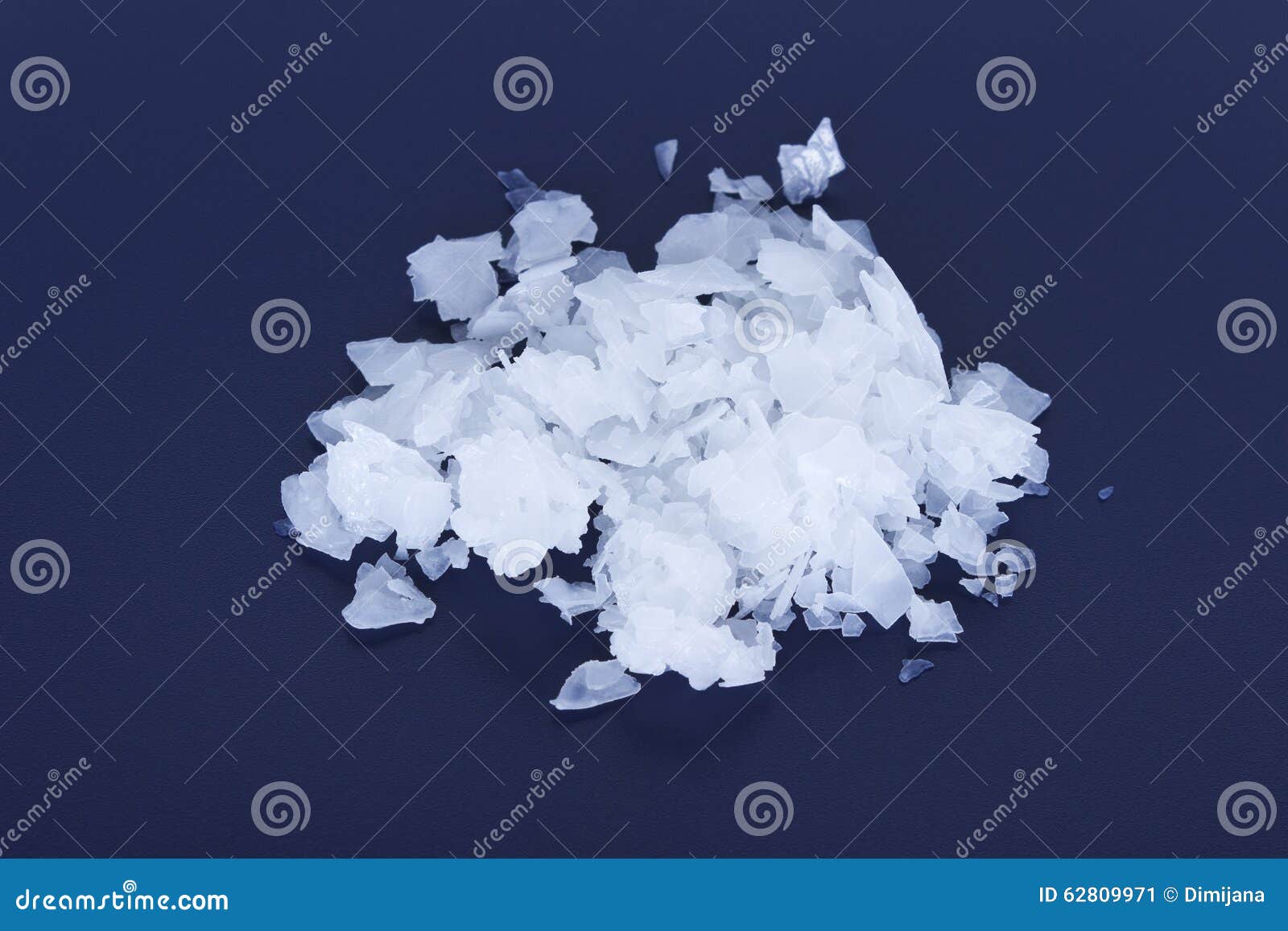 Magnesium flakes stock image. Image of therapeutic, spice - 62809971