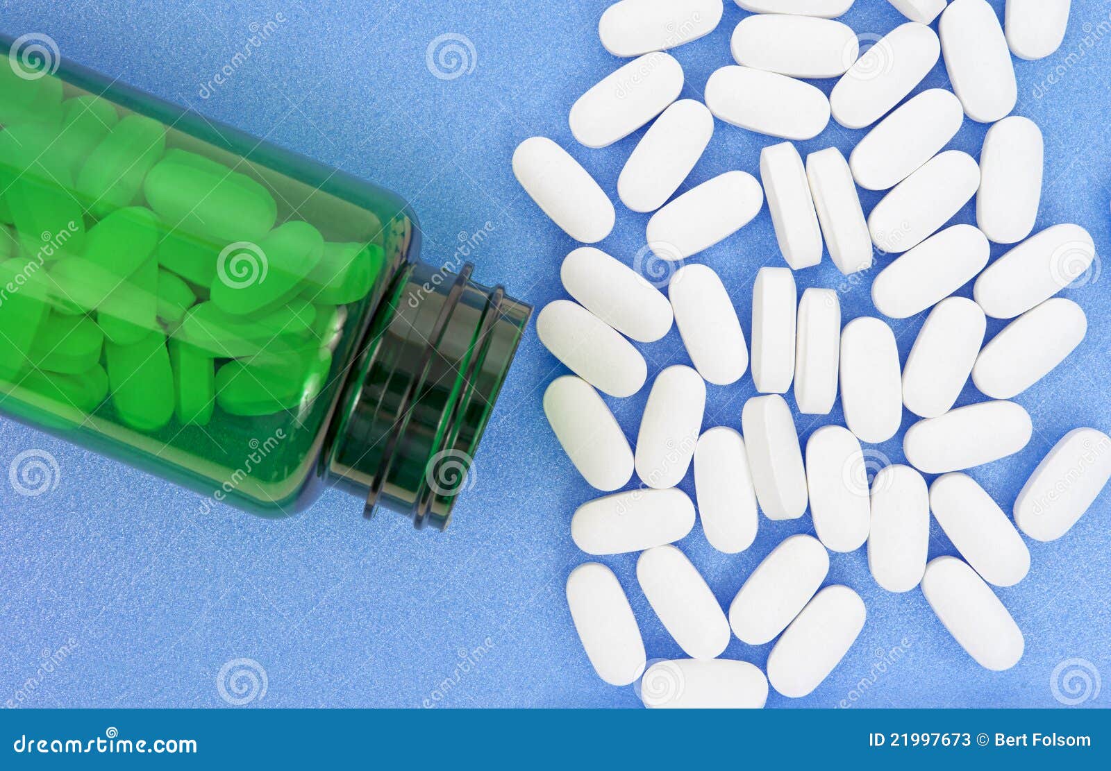 Magnesium vitamins and jar stock image. Image of bottle - 21997673