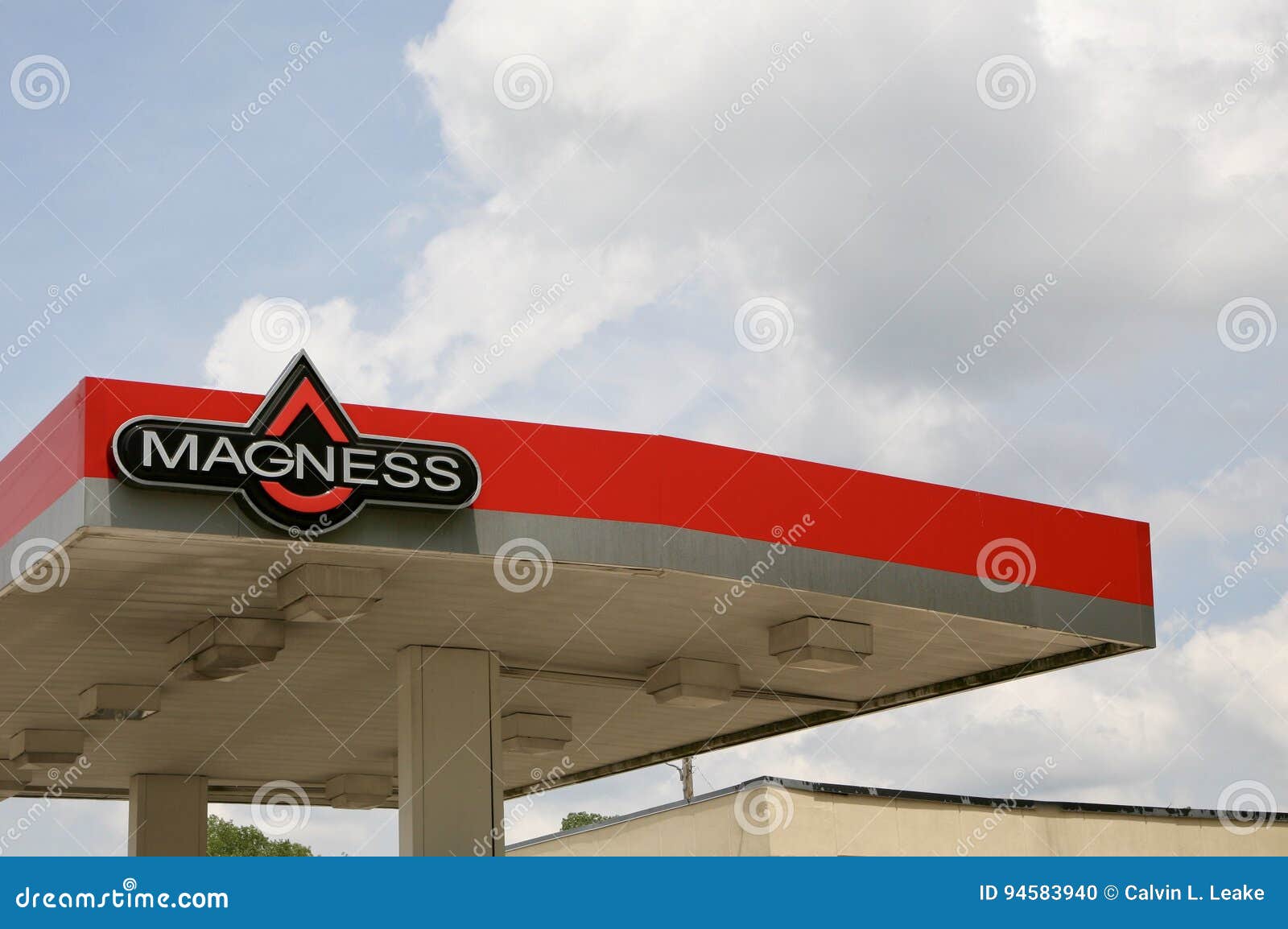 Magness Gas Station editorial image. Image of convenience - 94583940
