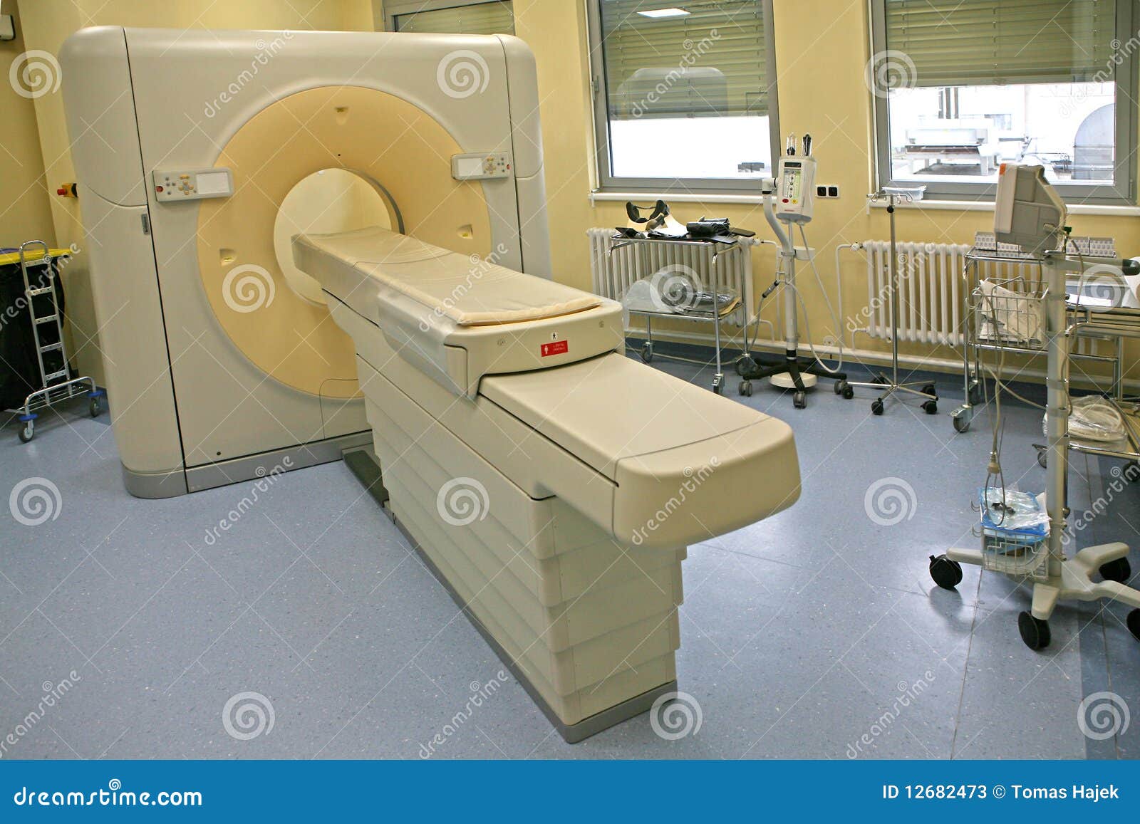 Magnetic Resonance Imaging Scanner 05 Stock Image - Image of health ...