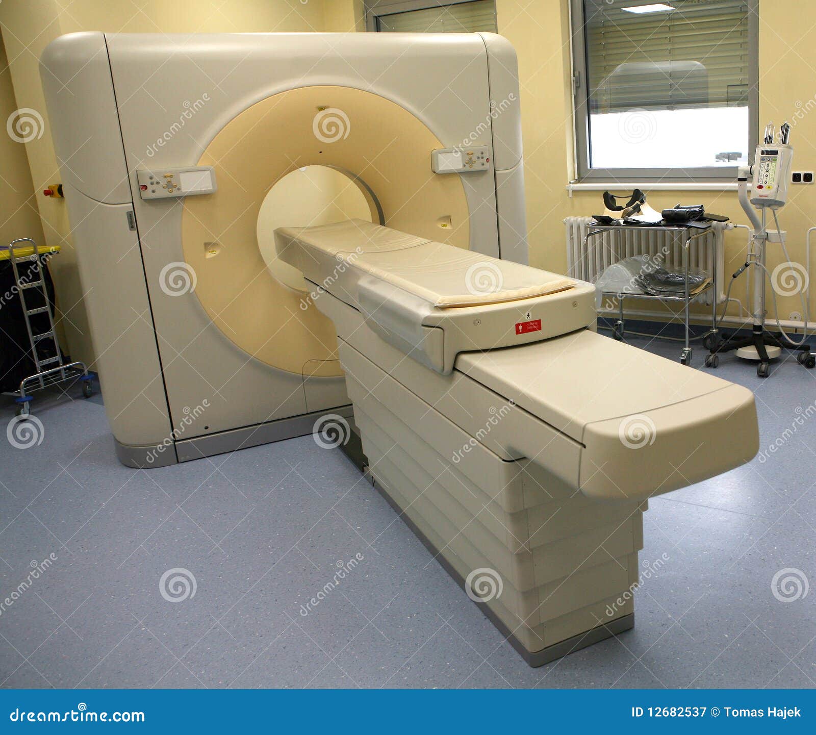 Magnetic Resonance Imaging Scanner 09 Stock Image - Image of care ...