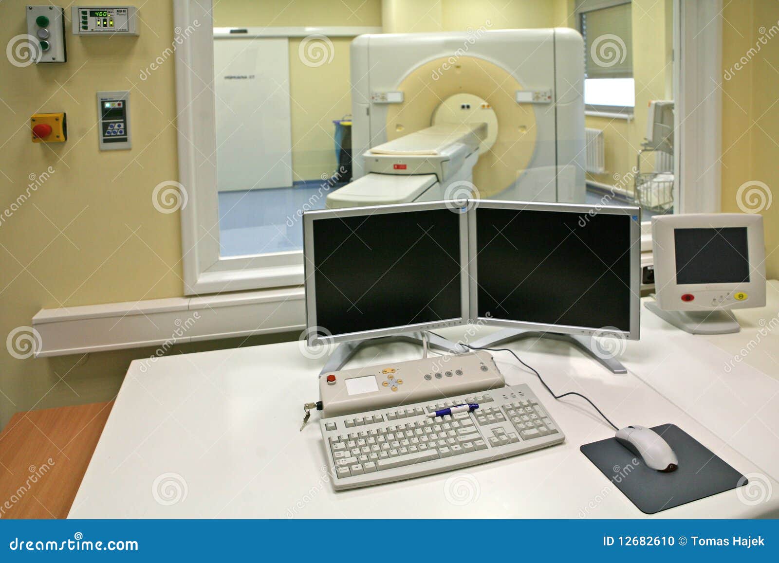 Magnetic Resonance Imaging Scanner 10 Stock Photo - Image of ...