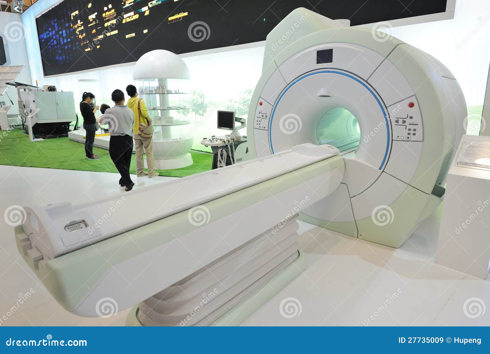 Magnetic Resonance Imaging Show Editorial Stock Image - Image of ...