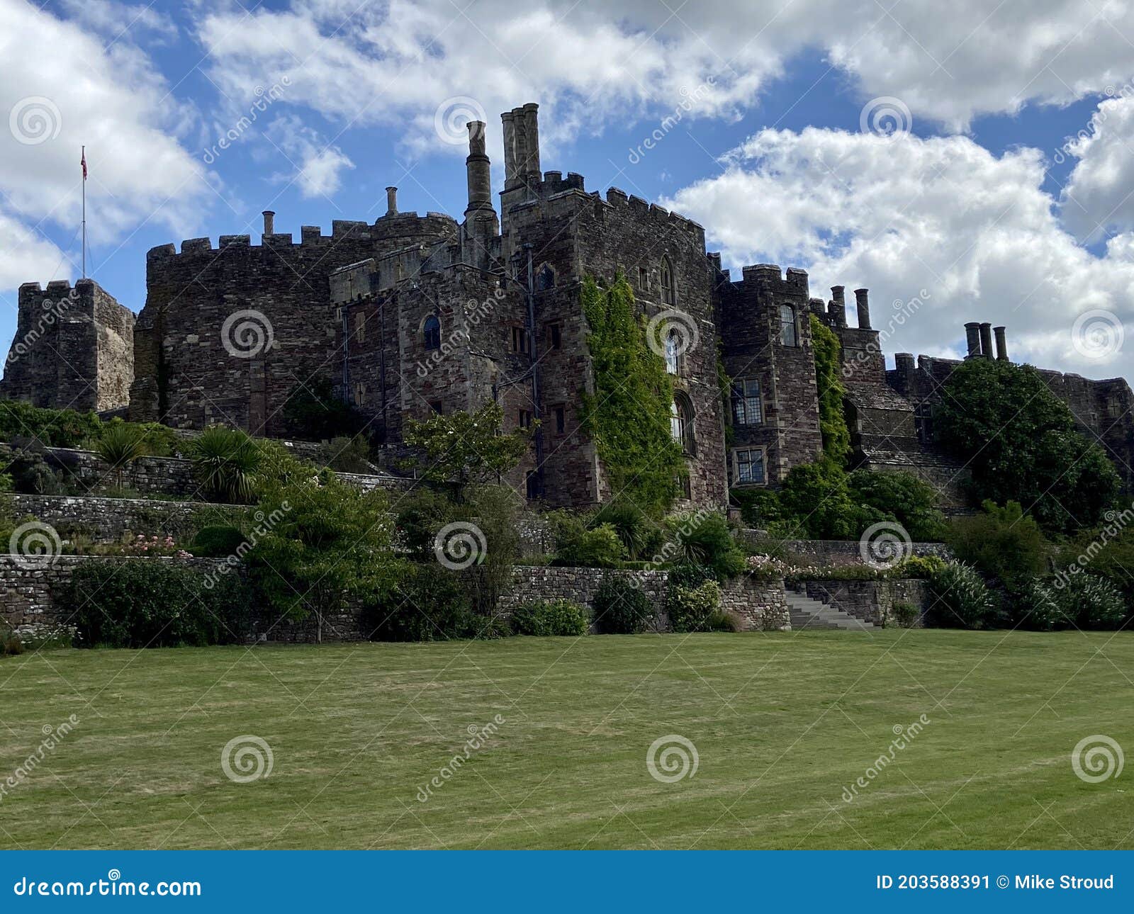Berkeley Castle Berkeley in Gloucestershire Stock Image - Image of ...