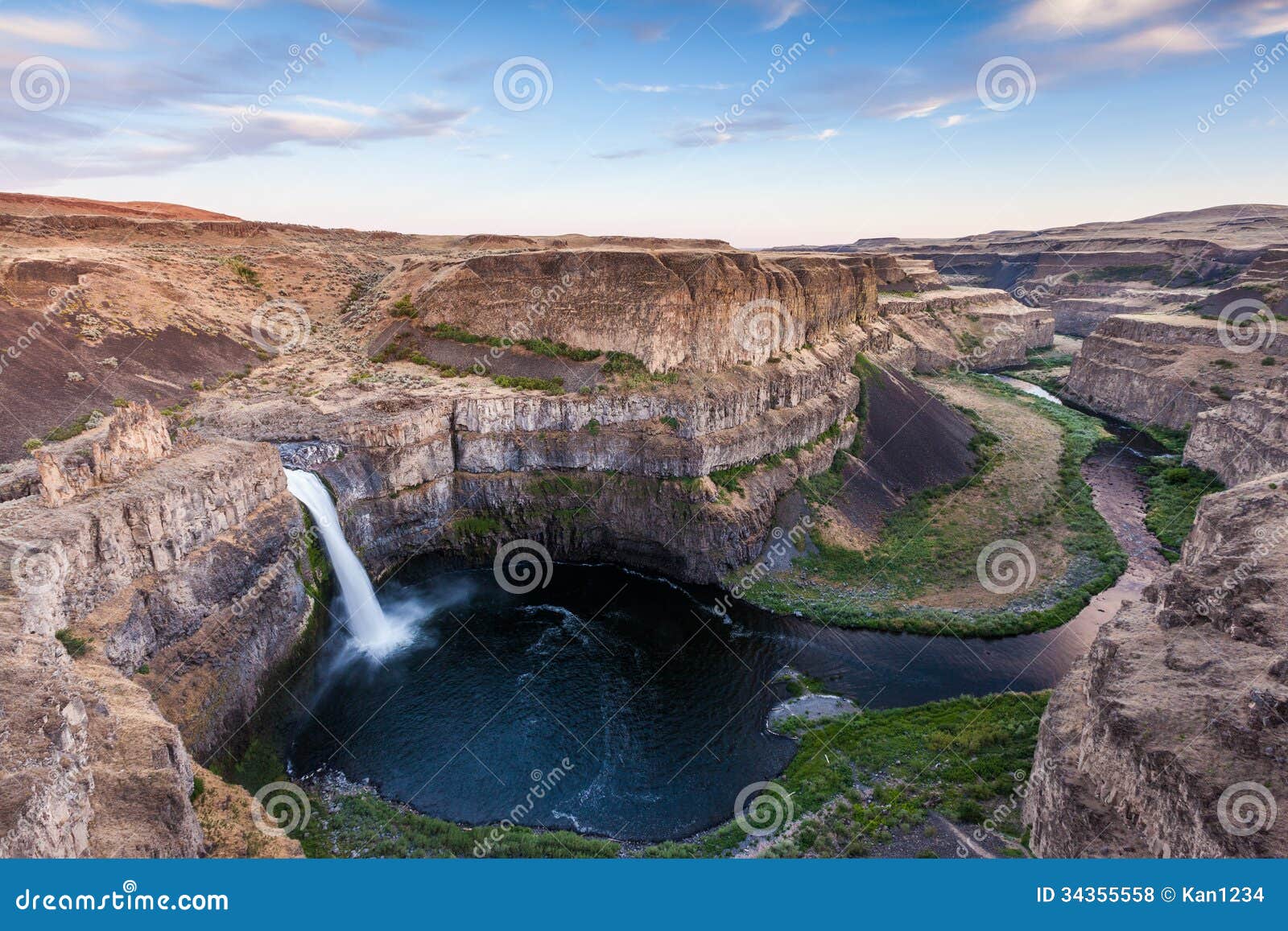 Magnificent Palouse Fall stock photo. Image of evening - 34355558