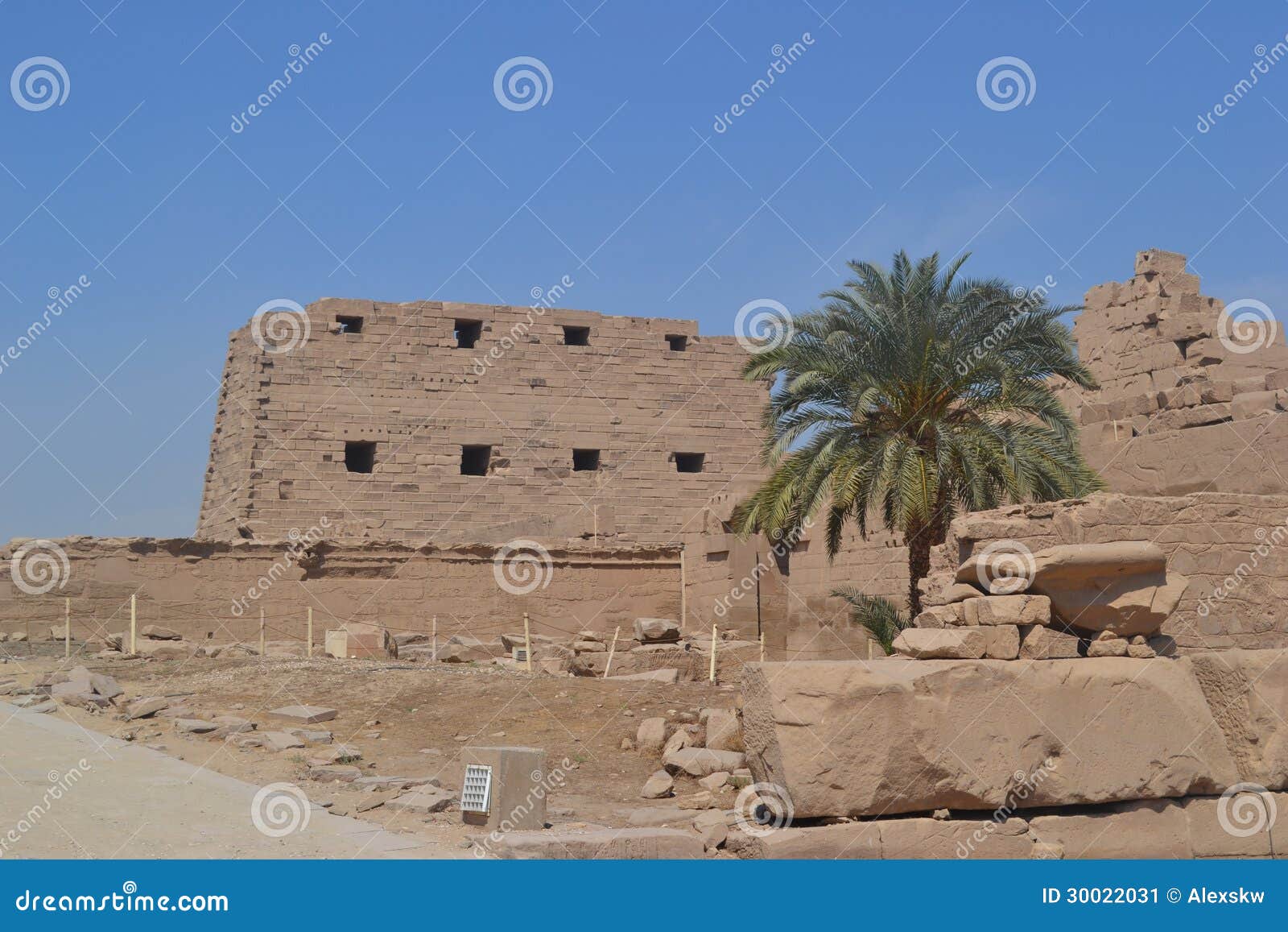 Temple of the Sun God Amon-Ra Stock Image - Image of carving, egypt ...