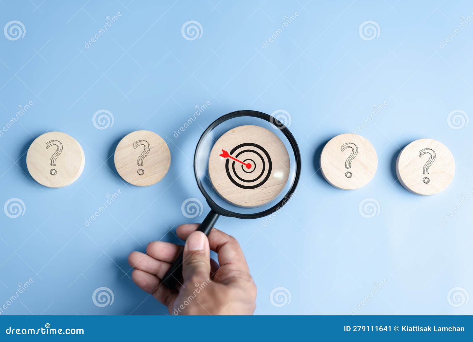 Magnifier Focus To Target Solution Target Which among Question Icon ...