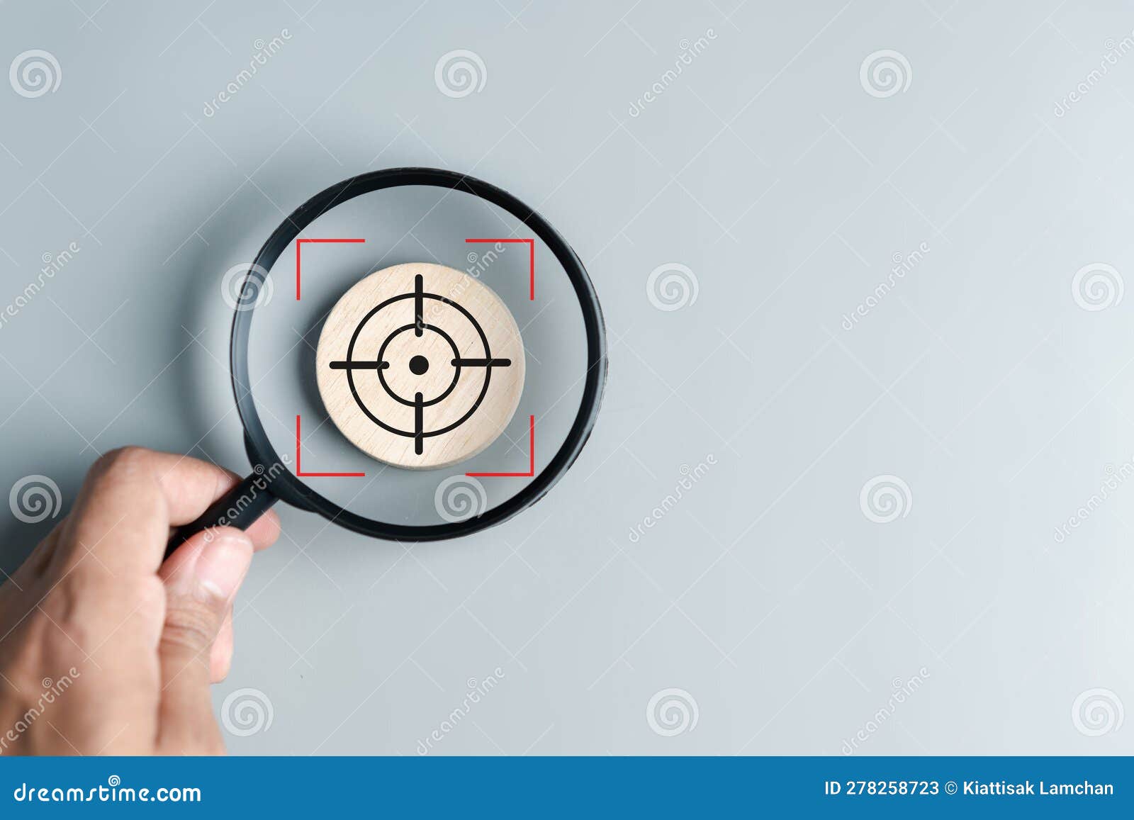 Magnifier Glass Focus To Aiming Target Objective Icon for Planning ...