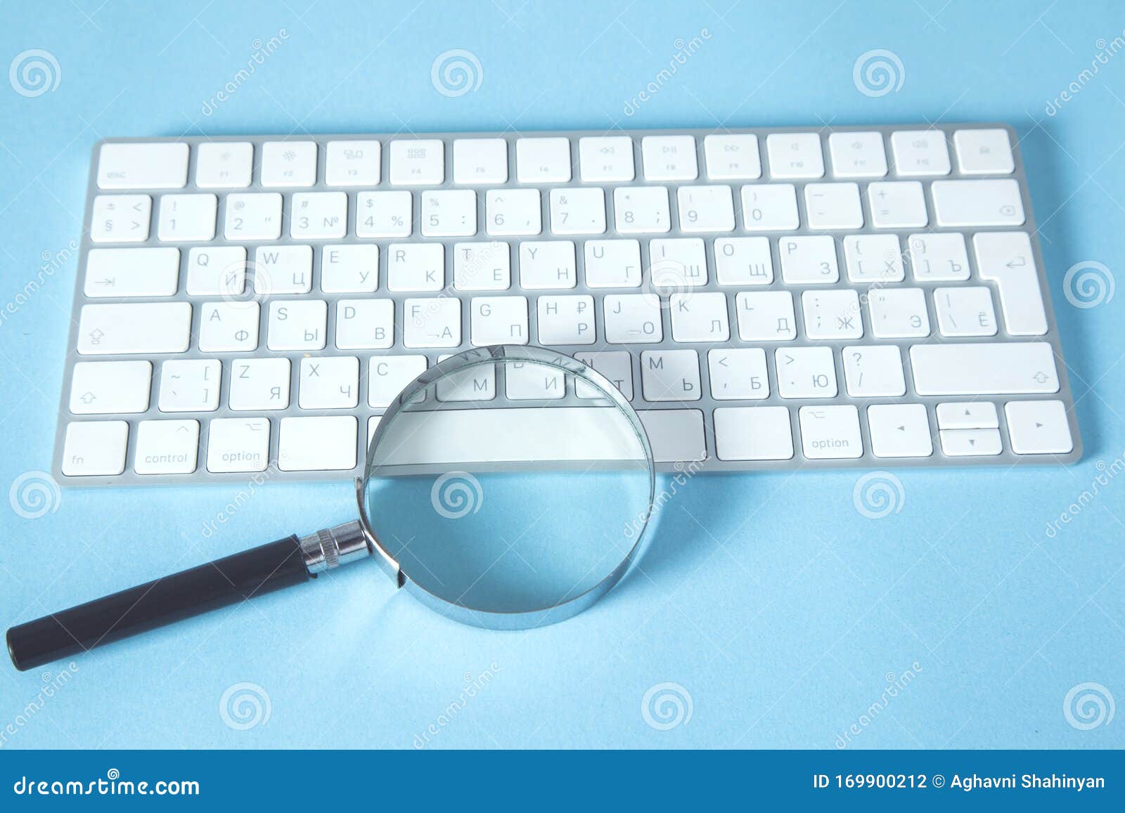 Magnifier and mouse stock photo. Image of paper, concept - 169900212