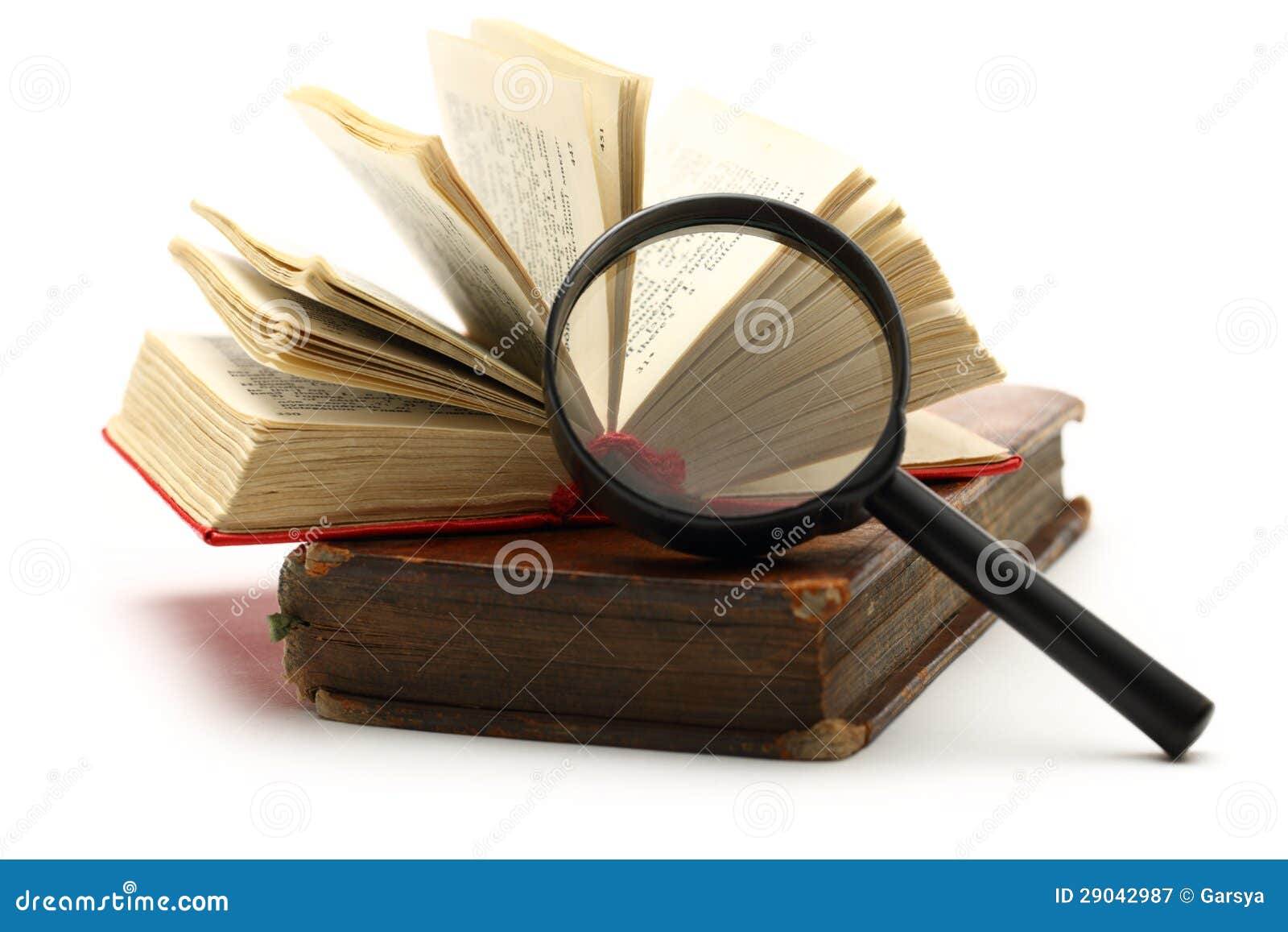 Magnifying glass stock image. Image of book, library - 29042987