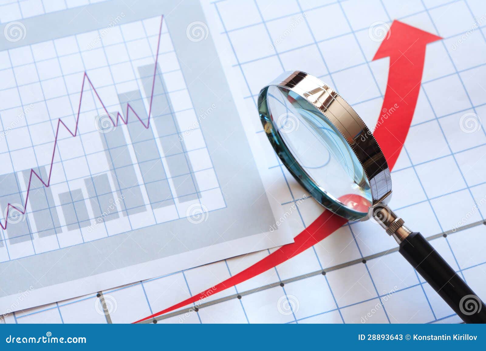 Magnifying Glass and Chart stock image. Image of glass - 28893643