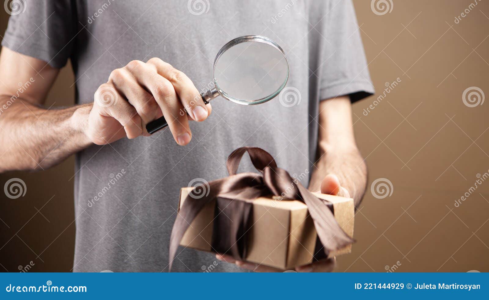 Magnifying Glass Looking at a Gift Box Stock Image - Image of ...