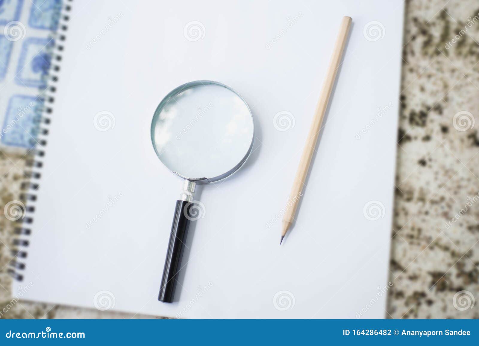 Magnifying Glass for Reading and Discovering the Small Things Stock ...