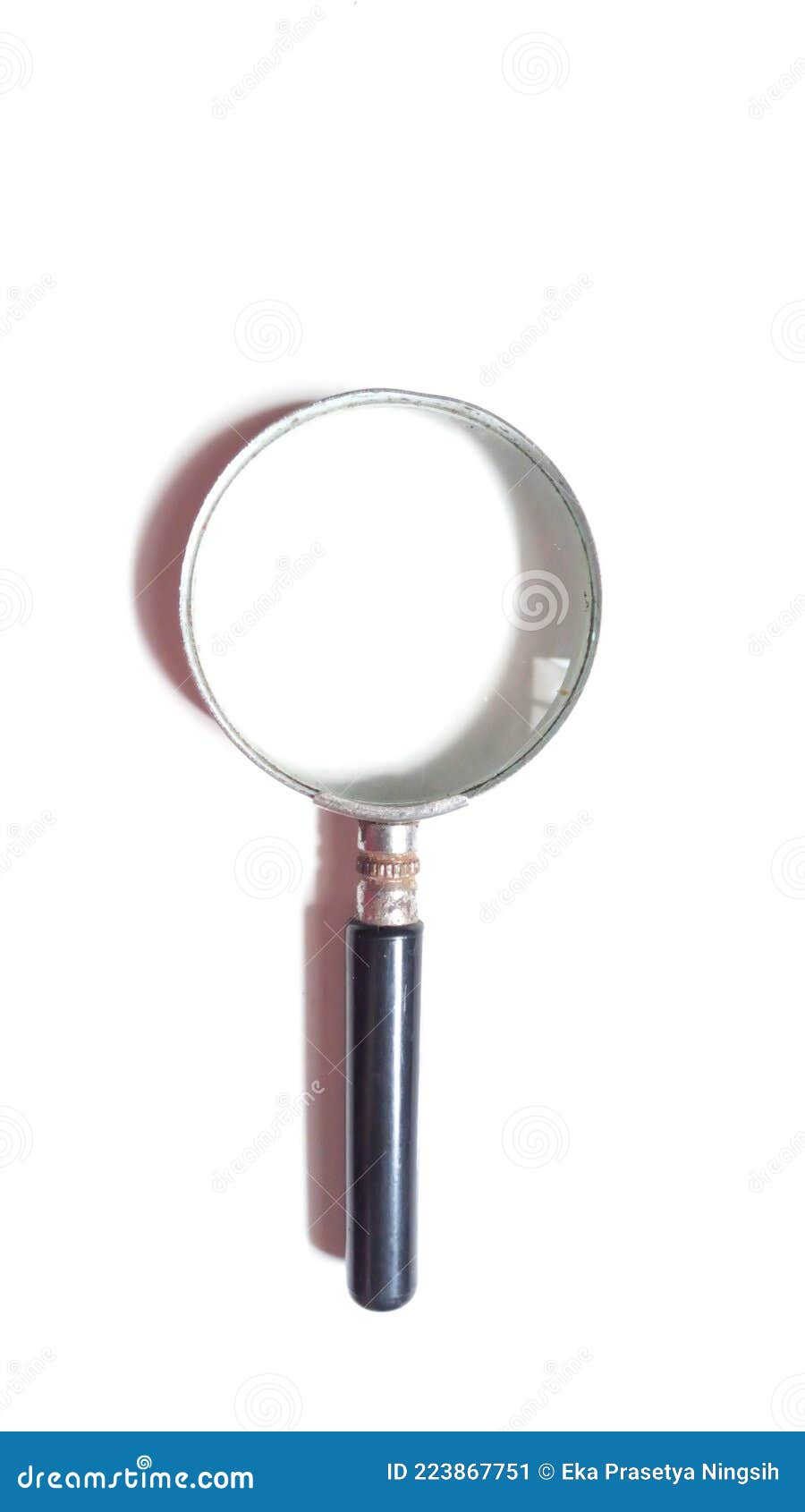 Magnifying Glass on White Background Stock Image - Image of magnifying ...