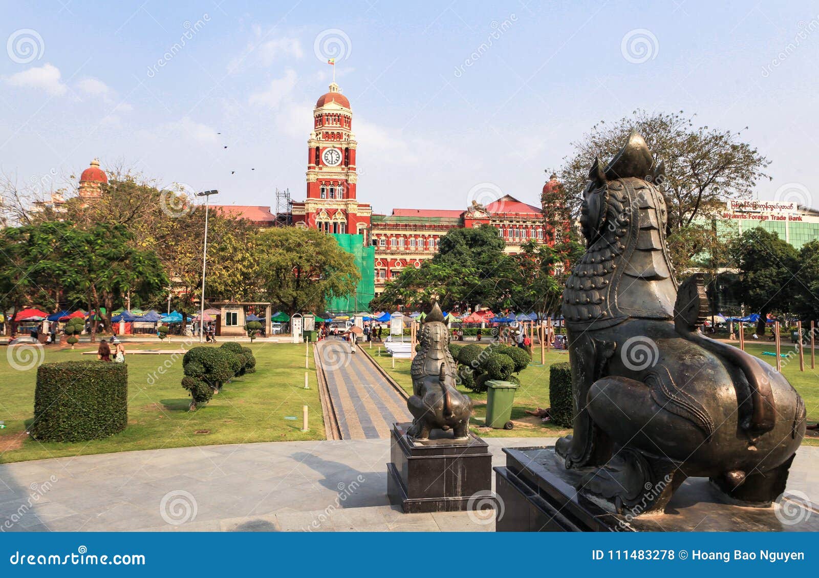 Maha Bandula Park Em Yangon Foto de Stock Editorial - Imagem de buda ...