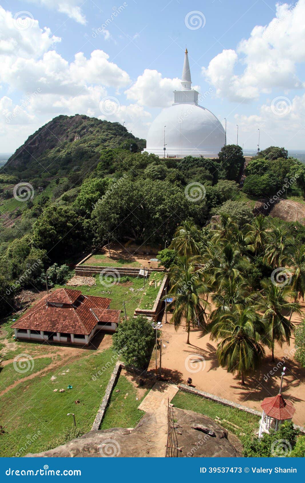 Maha stupa stock image. Image of landmarks, majestic - 39537473