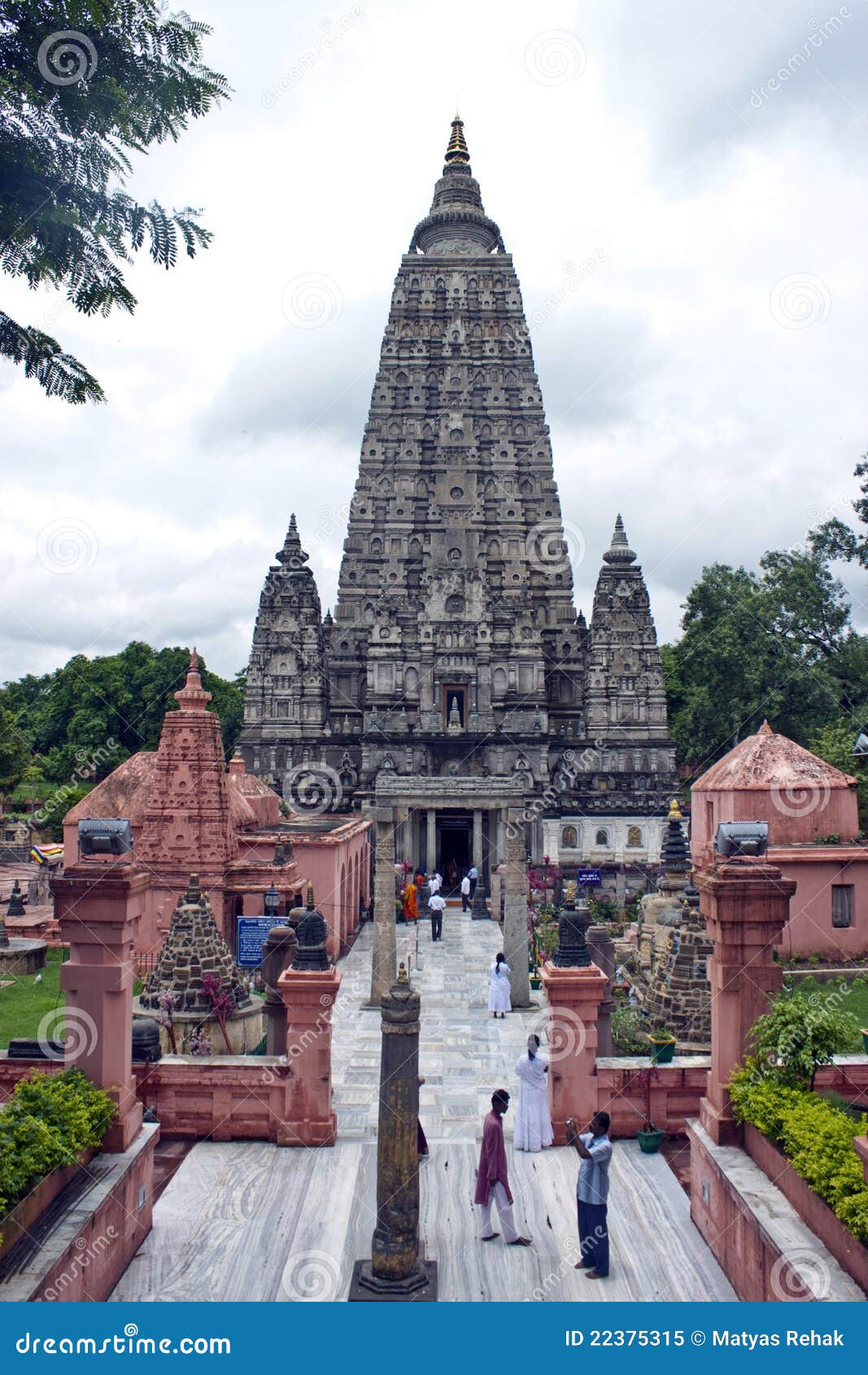 Mahabodhi Temple in Bodhgaya Editorial Image - Image of spirituality ...