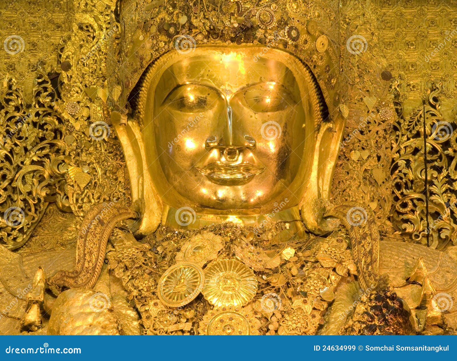 Mahamuni, Big Golden Buddha Statue Stock Image - Image of architecture ...