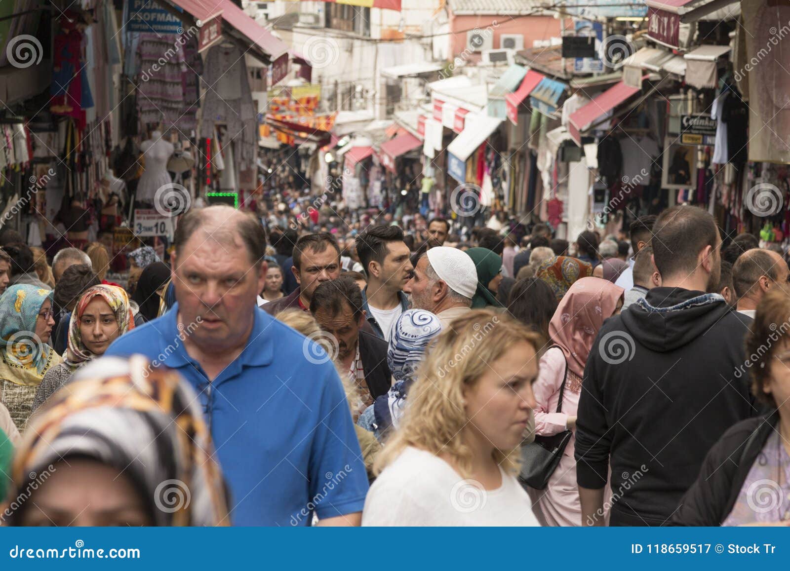 Mahmut Pasa Bazaar in Istanbul Editorial Photography - Image of islam ... Mahmut Pasa Bazaar in Istanbul Editorial Photography - Image of islam ...