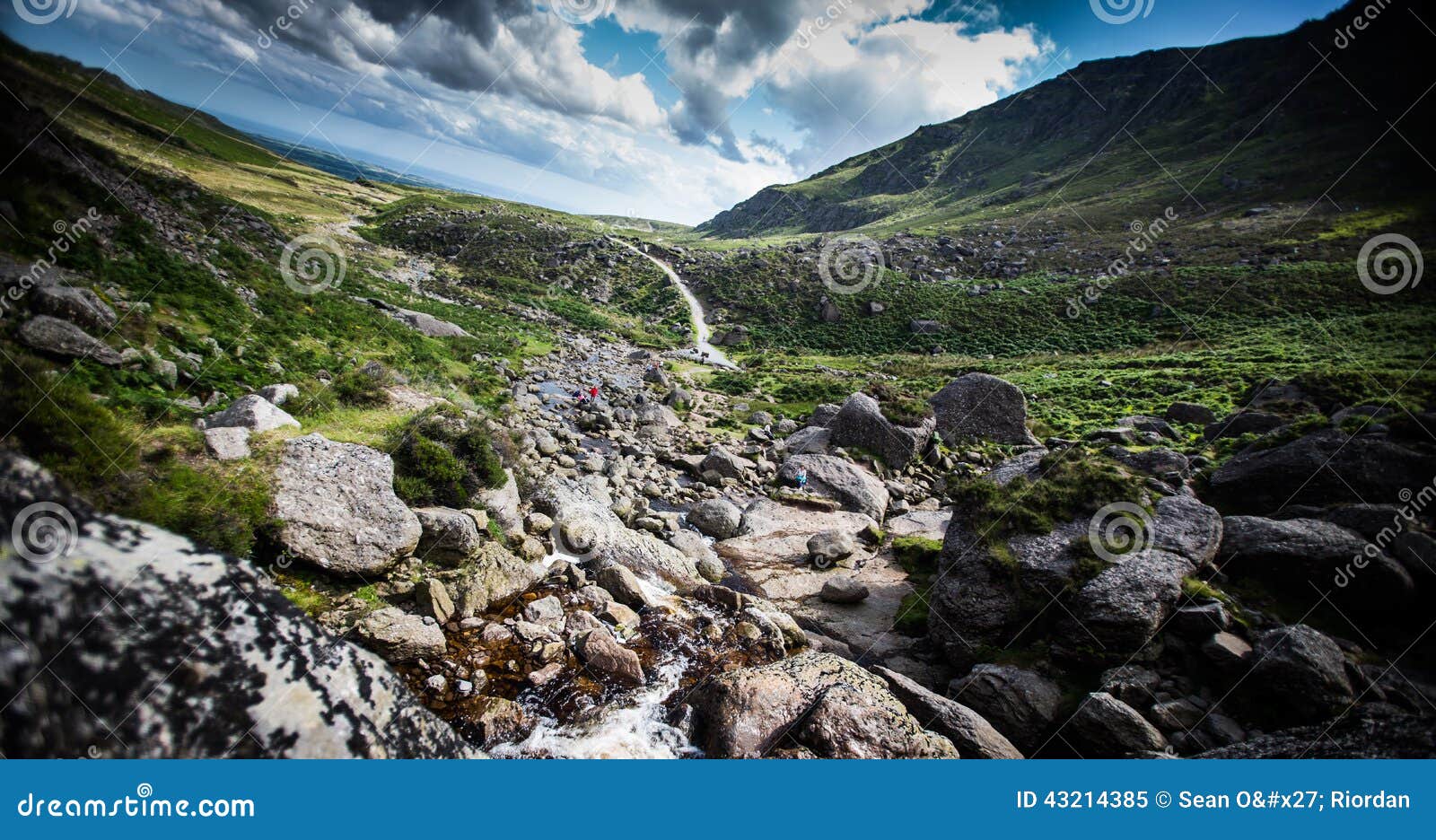 Mahon Falls stock image. Image of drop, waterfall, splash - 43214385
