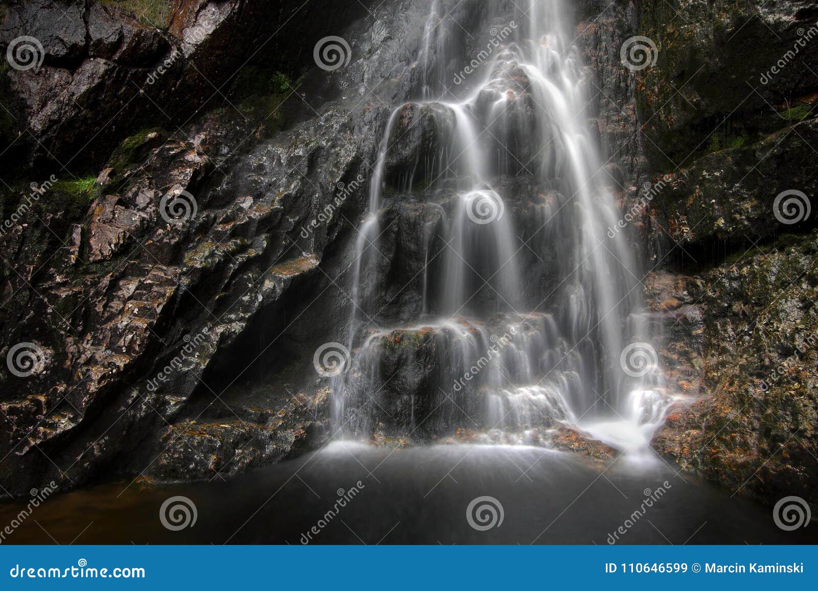 Mahon Waterfall stock image. Image of rock, movement - 110646599