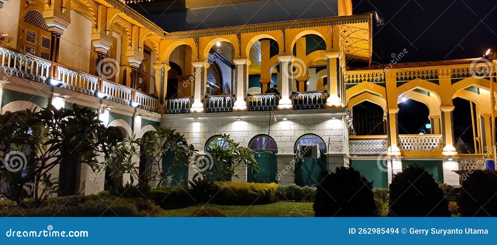 Maimoon Palace at Night Medan Indonesia Stock Photo - Image of medan ...