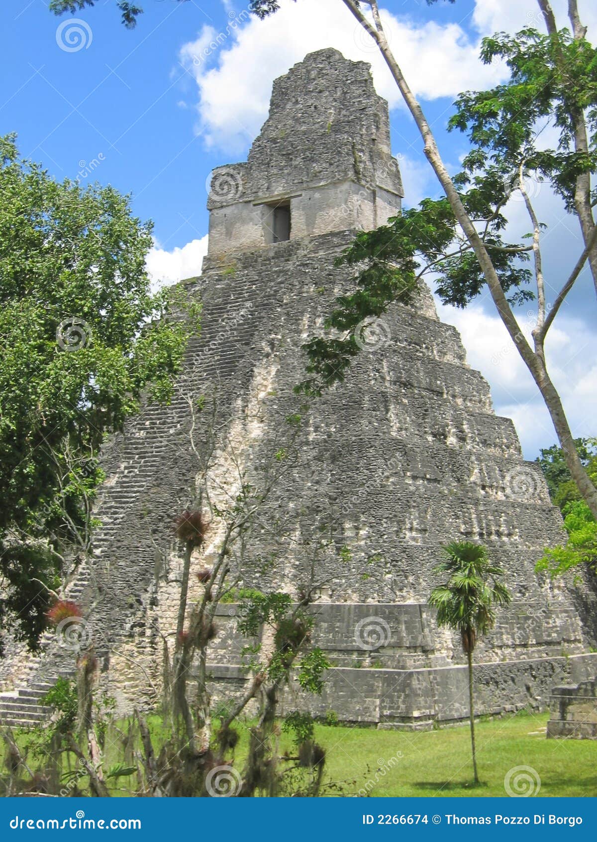 Main Building of Old Maya Ruin Stock Photo - Image of latin, columns ...