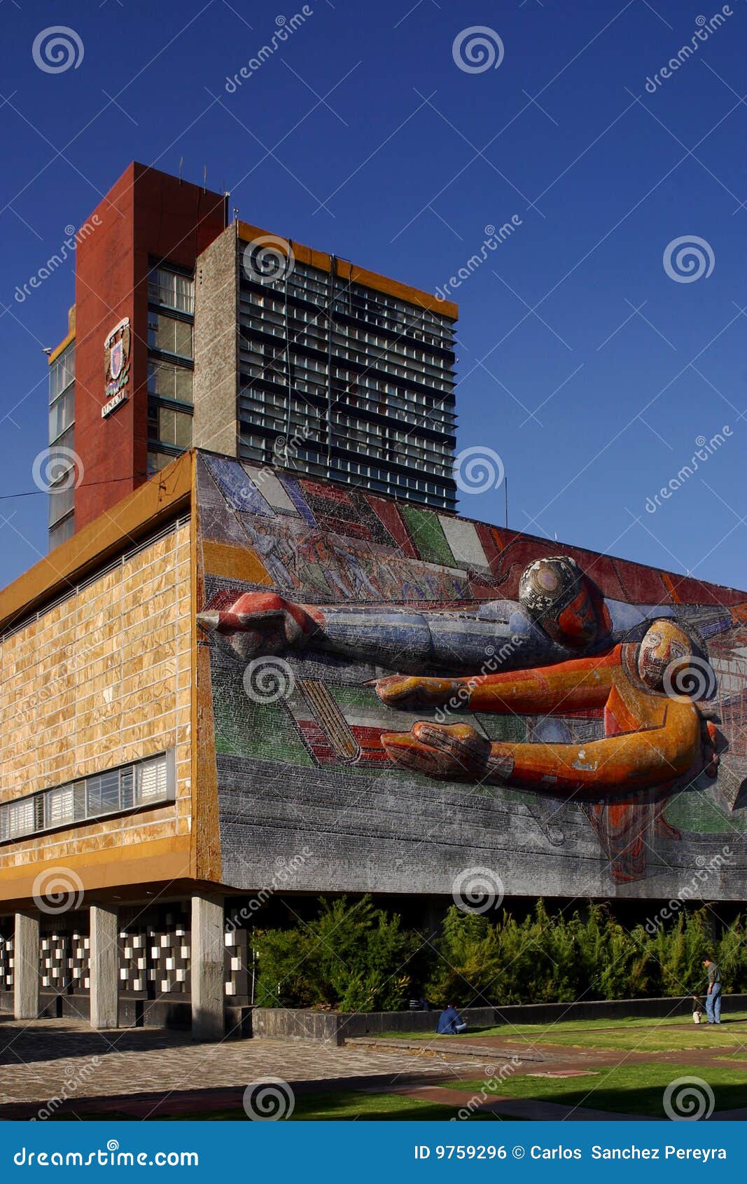 Main building at UNAM editorial photo. Image of education - 9759296