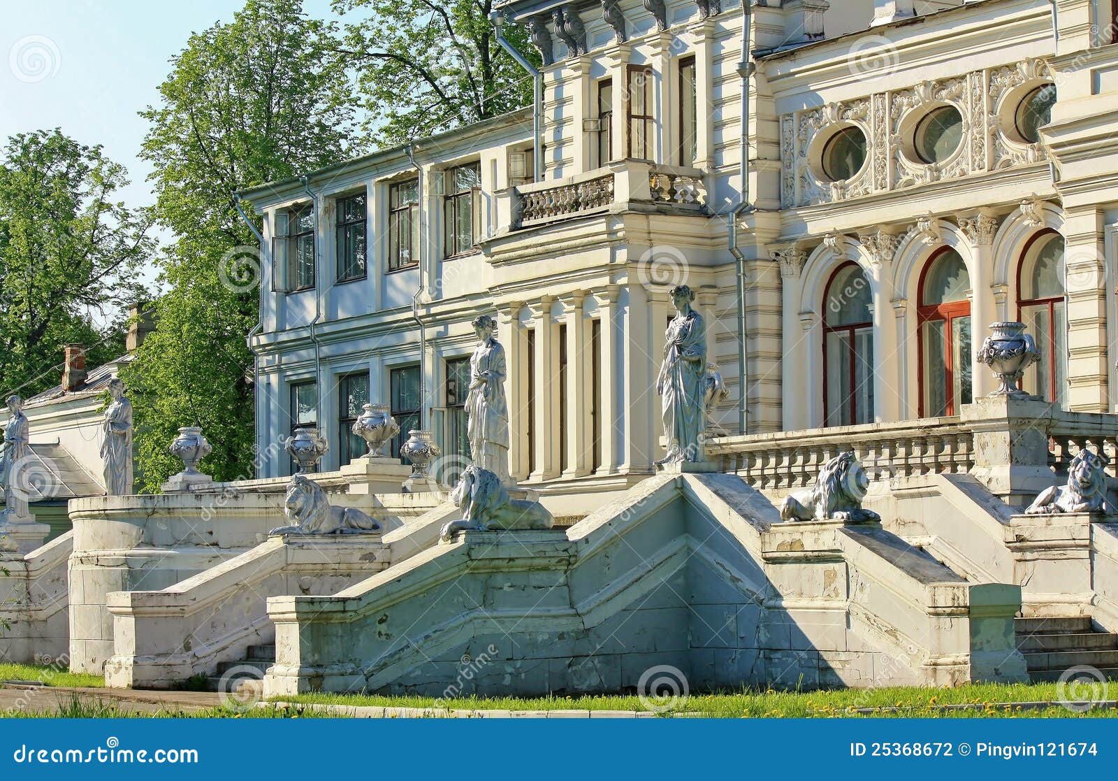 Main Entrance of the Ancient Palace Stock Photo - Image of marble ...
