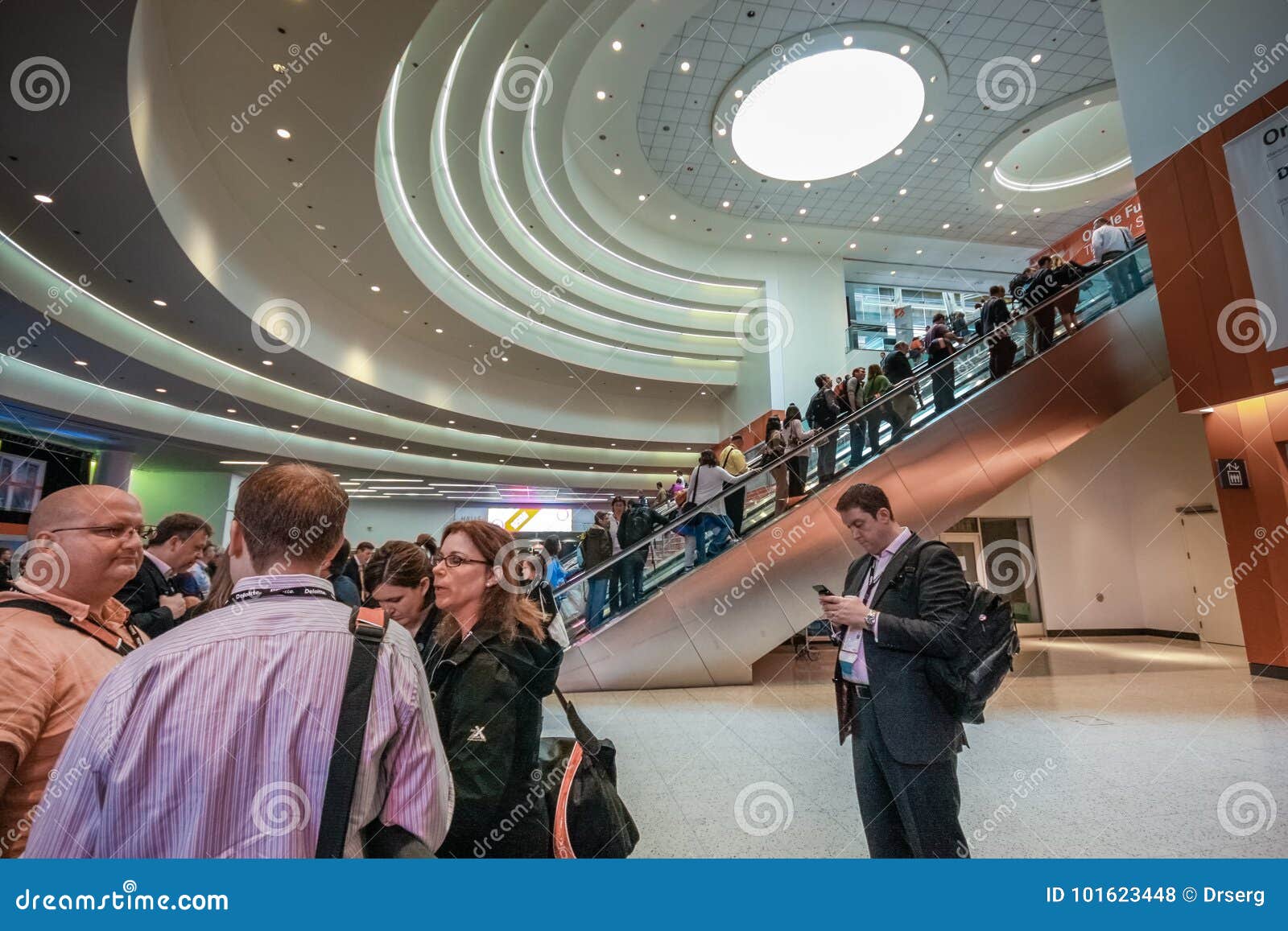 Main Entrance To Oracle OpenWorld Conference in Moscone Convention ... Main Entrance To Oracle OpenWorld Conference in Moscone Convention ...