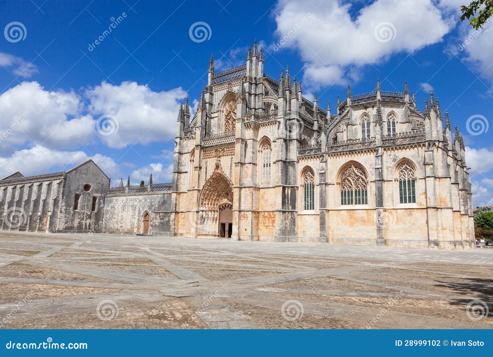 Main Facade of Batalha Monastery Stock Photo - Image of facade ...