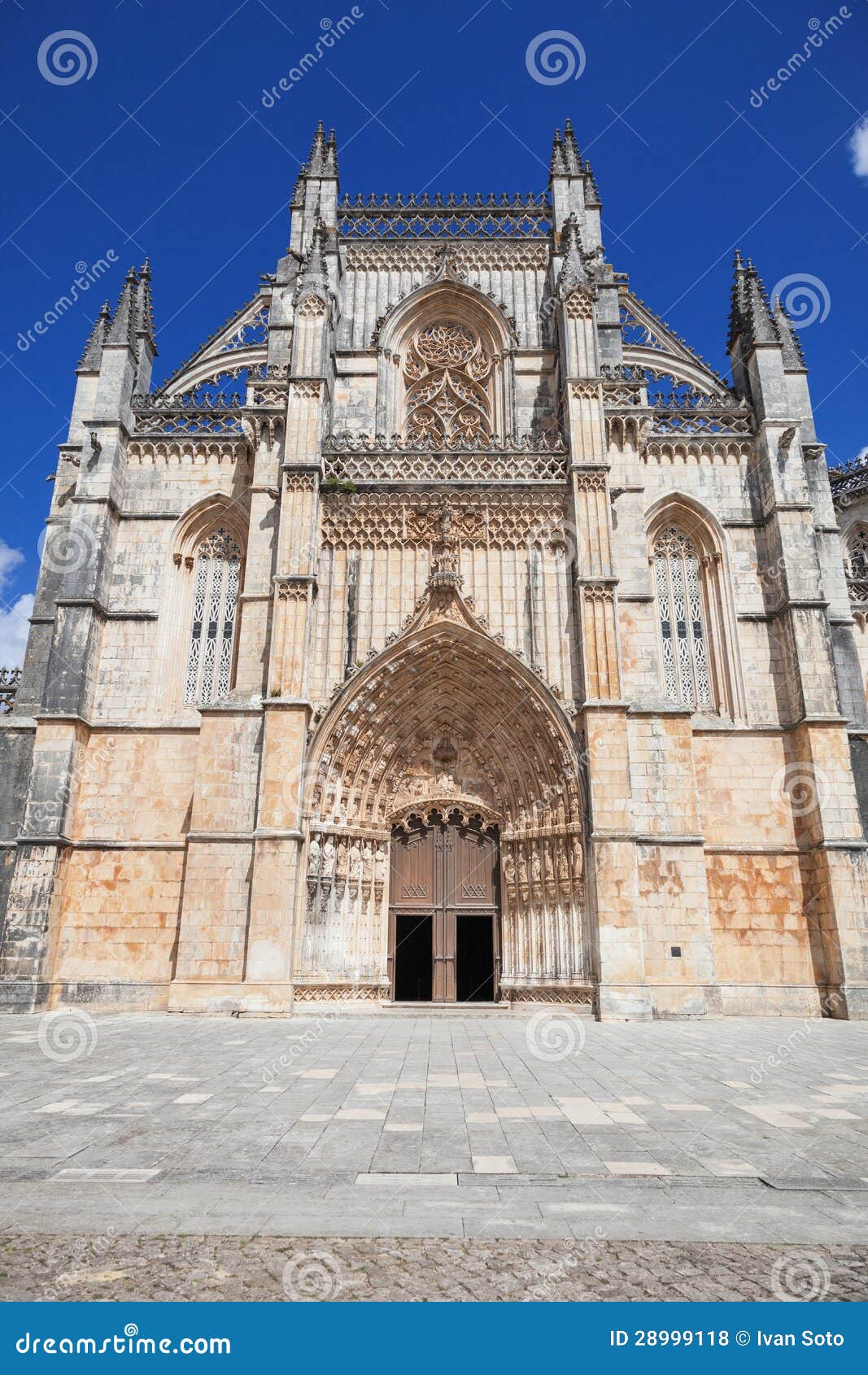 Main Facade of Batalha Monastery Stock Photo - Image of catholic, santa ...