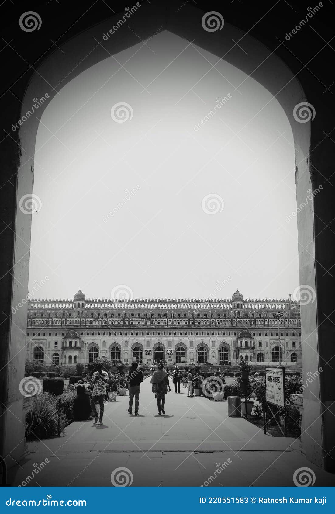 Main Gate of Bada Imambada Lucknow Editorial Stock Photo - Image of ...