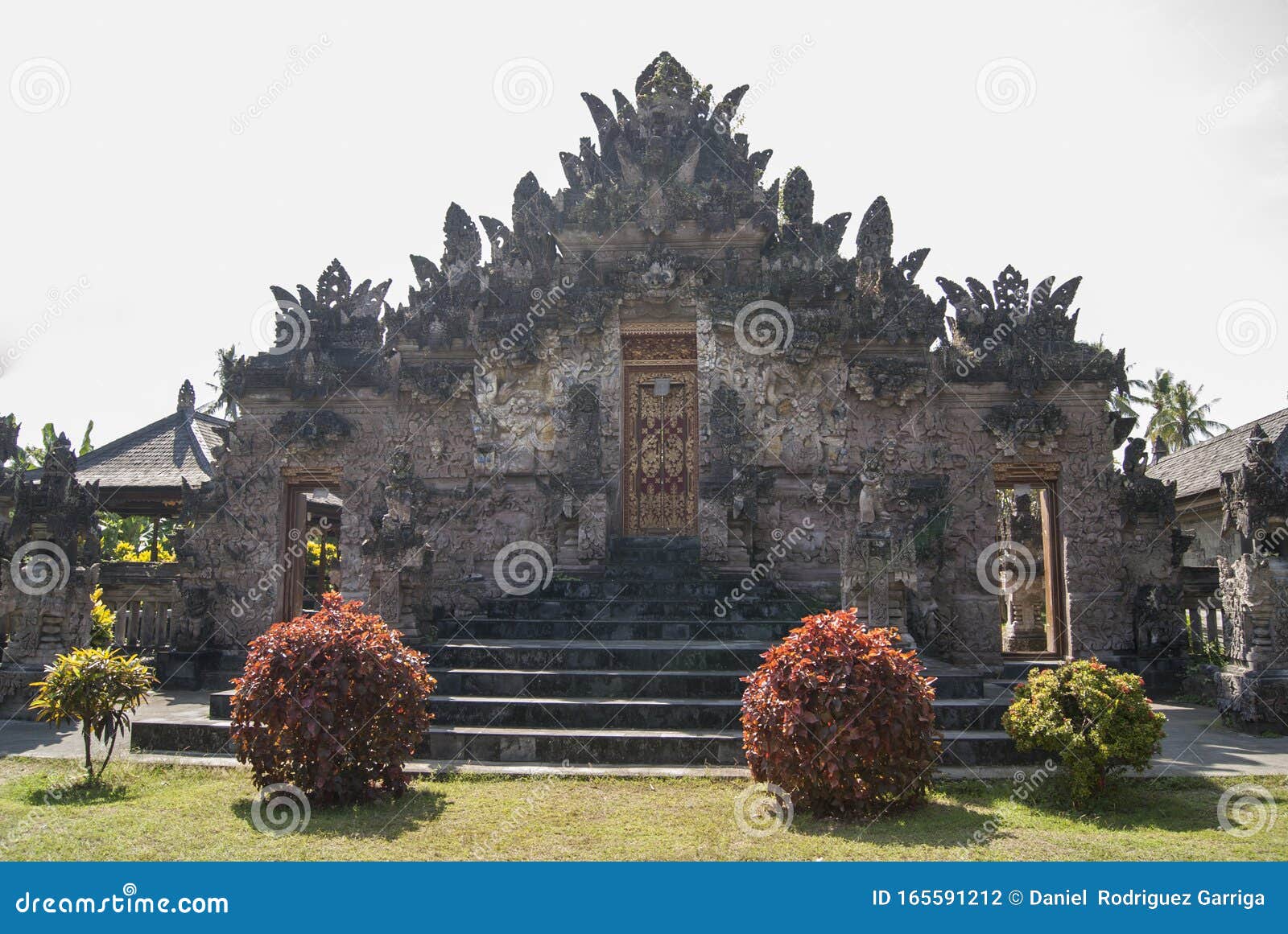 Main gate of temple stock photo. Image of agung, balinese - 165591212