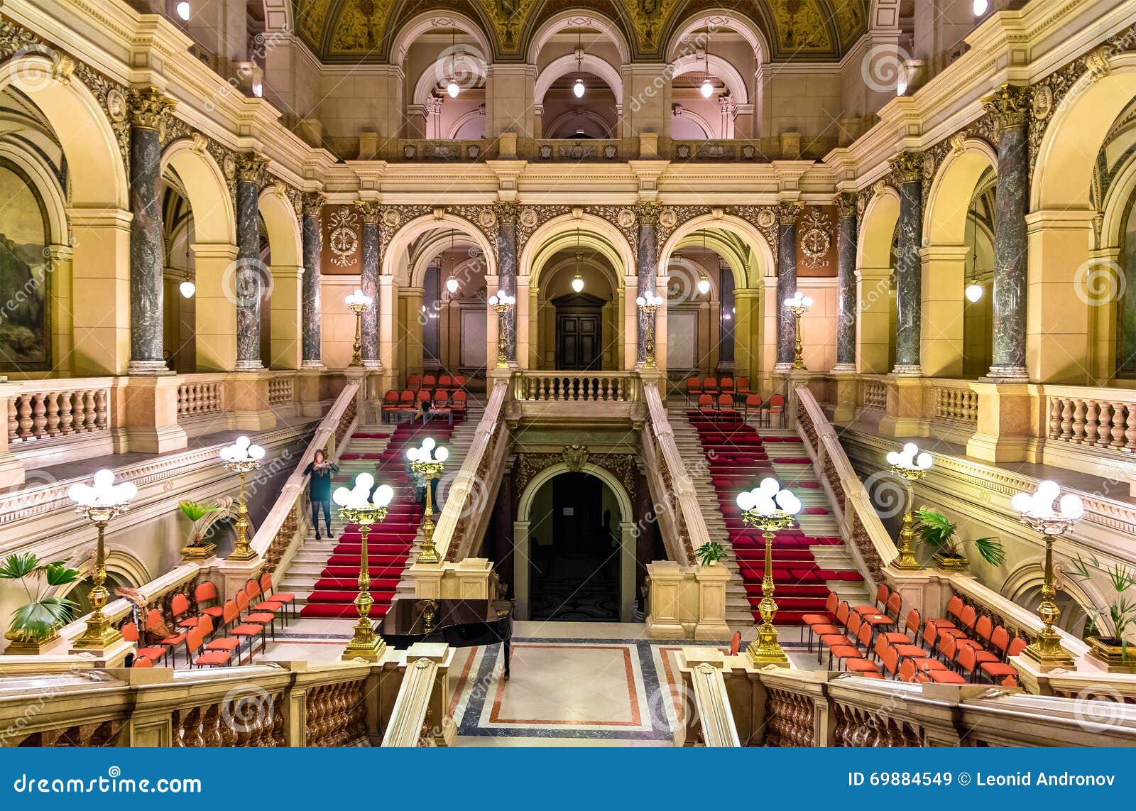 Main Hall of the Czech National Museum Editorial Stock Image - Image of ...