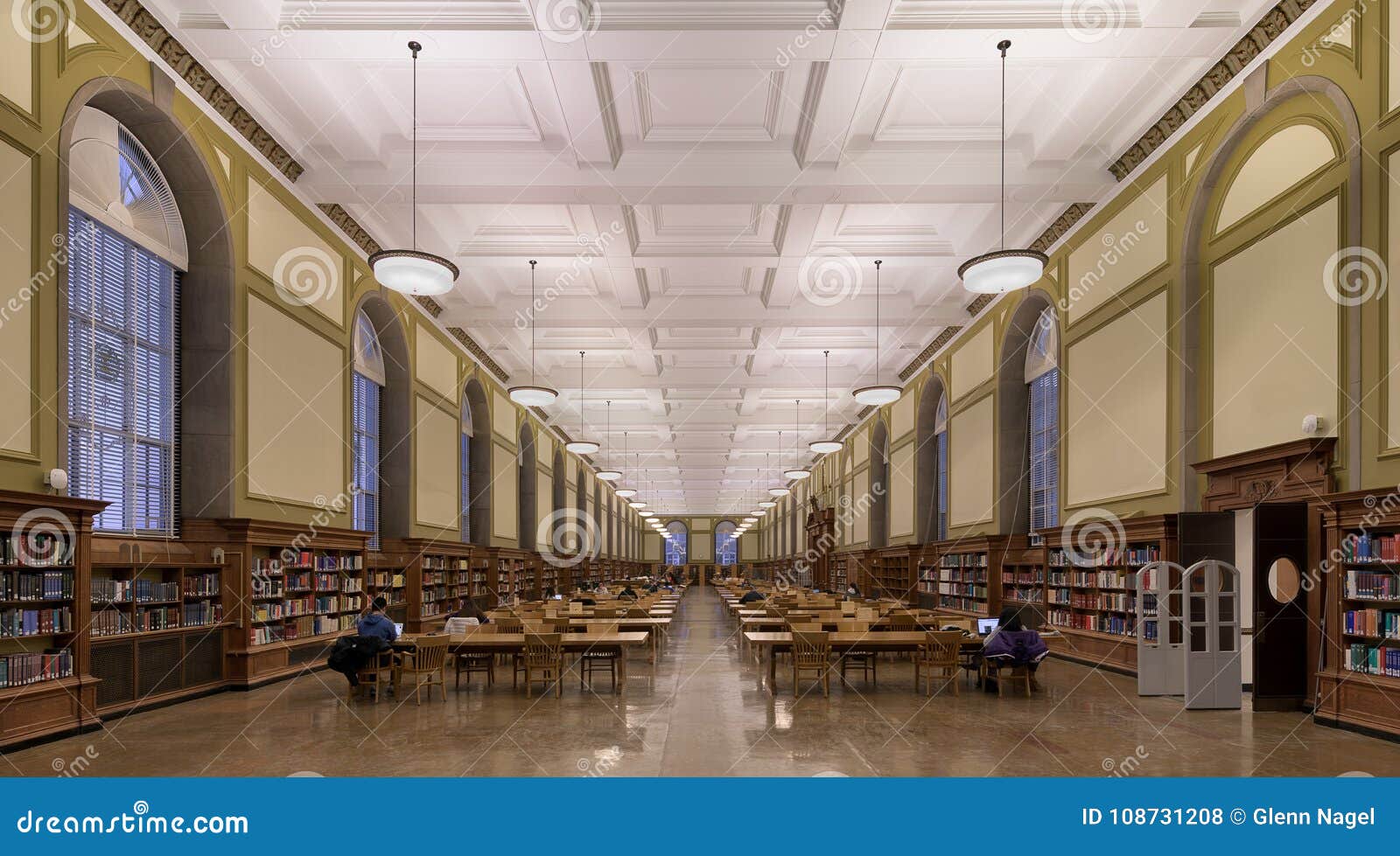 Main Library at the University of Illinois Editorial Stock Photo ...