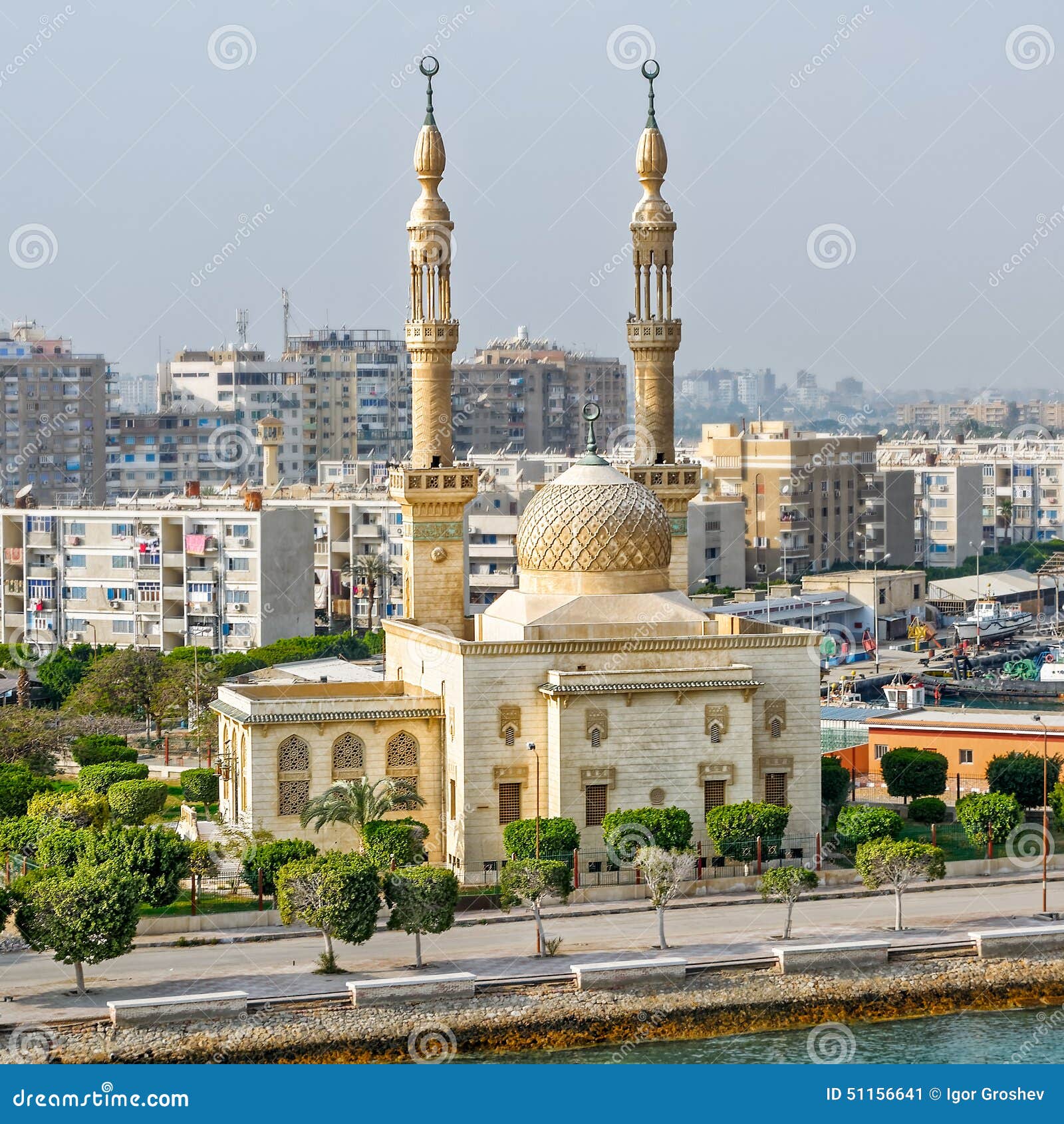 Main mosque in Port Fuad stock image. Image of lamp, suez - 51156641