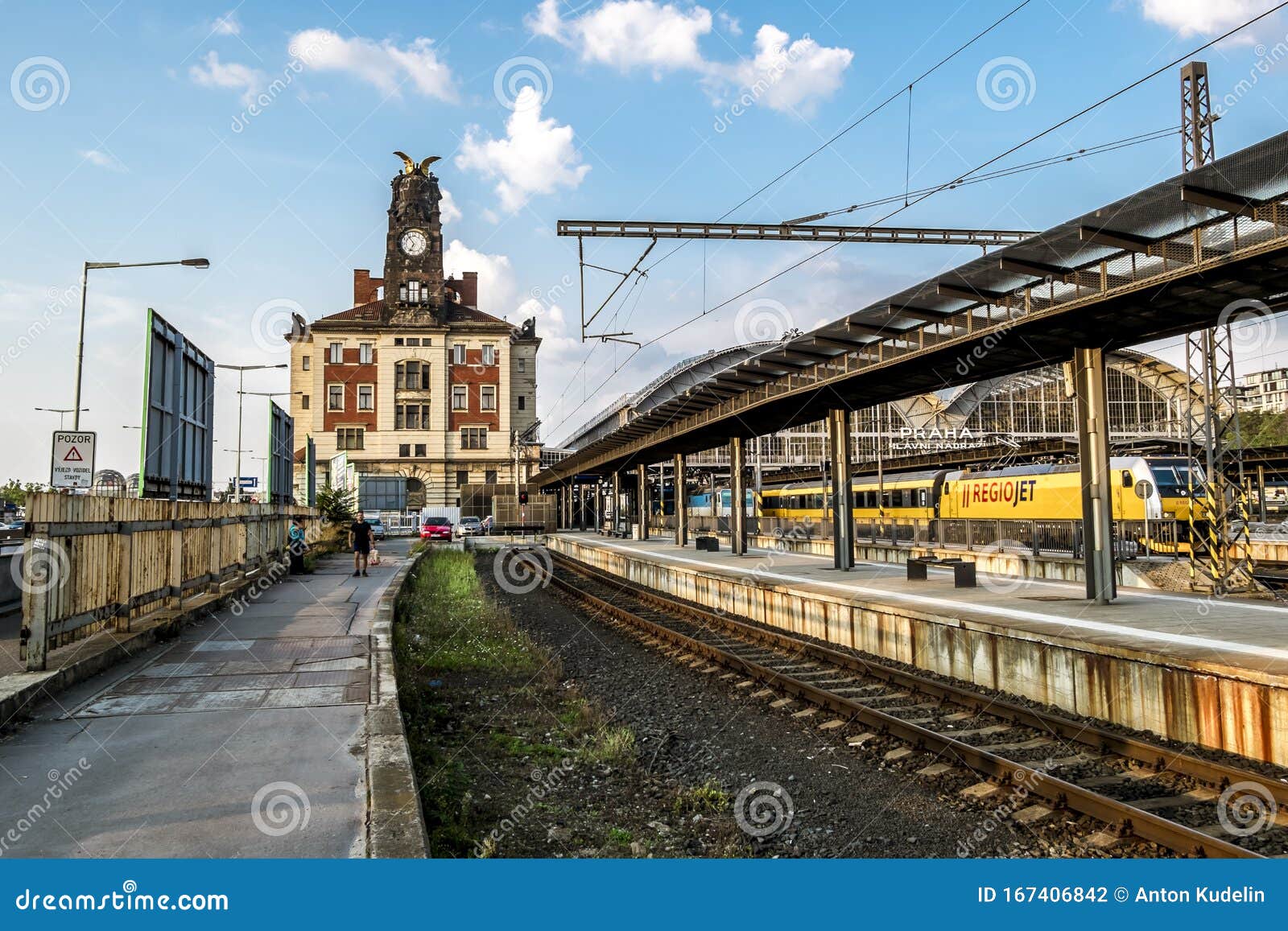 The Main Railway Station in Prague Editorial Photography - Image of ...