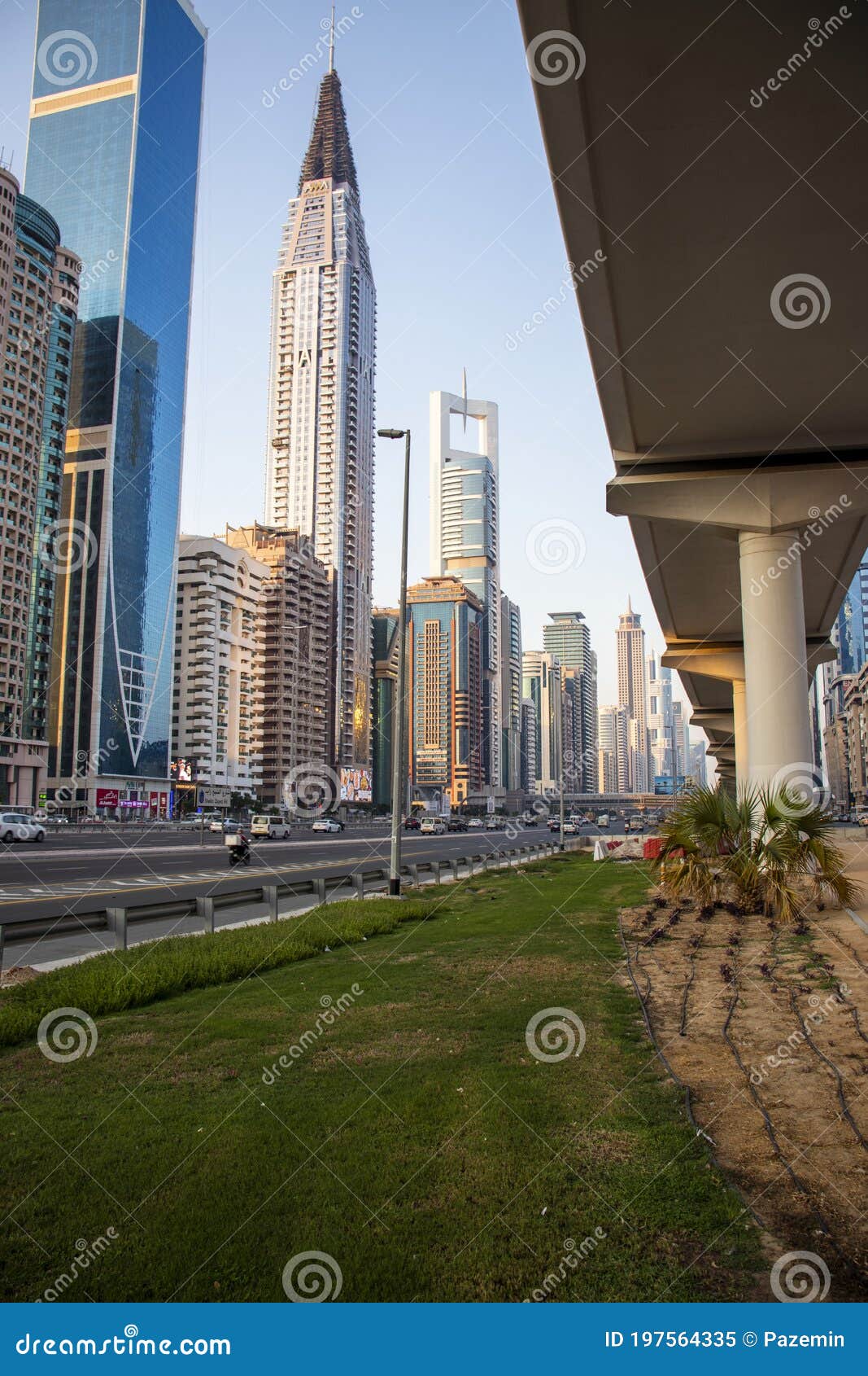 Main Road of UAE, Shaikh Zayed Road, Dubai Editorial Image - Image of ...