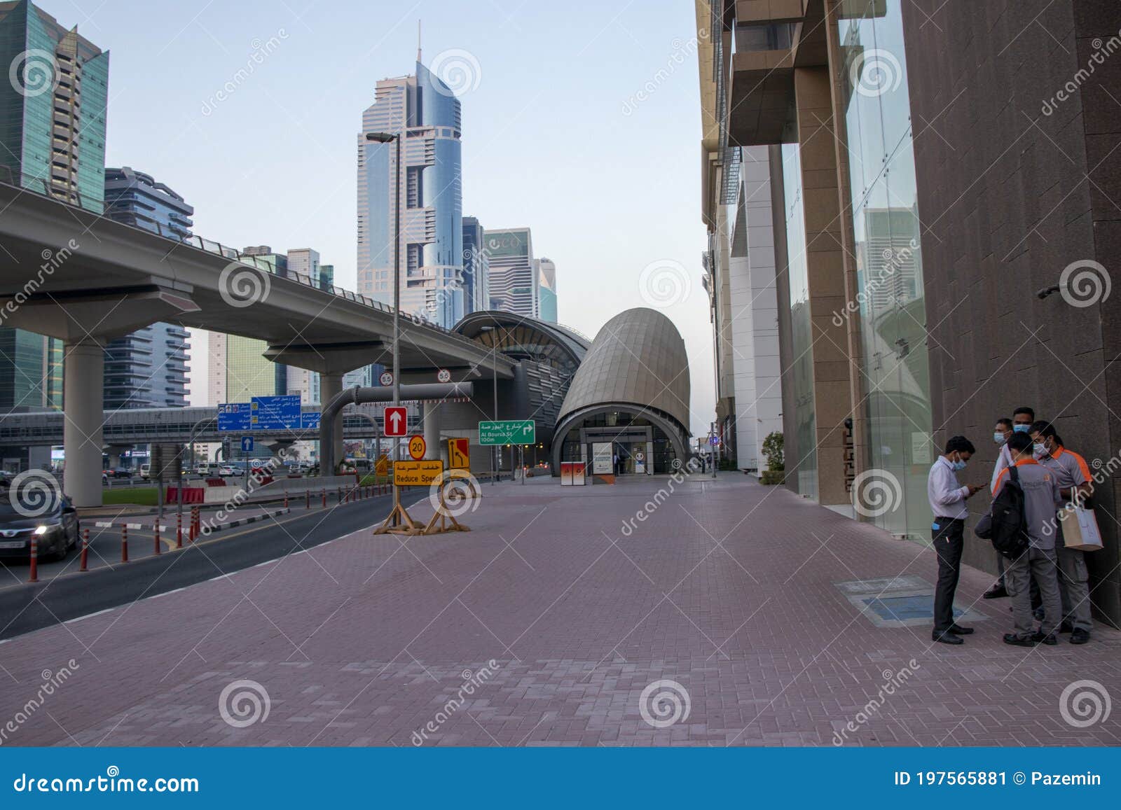 Main Road of UAE, Shaikh Zayed Road, Dubai Editorial Photo - Image of ...