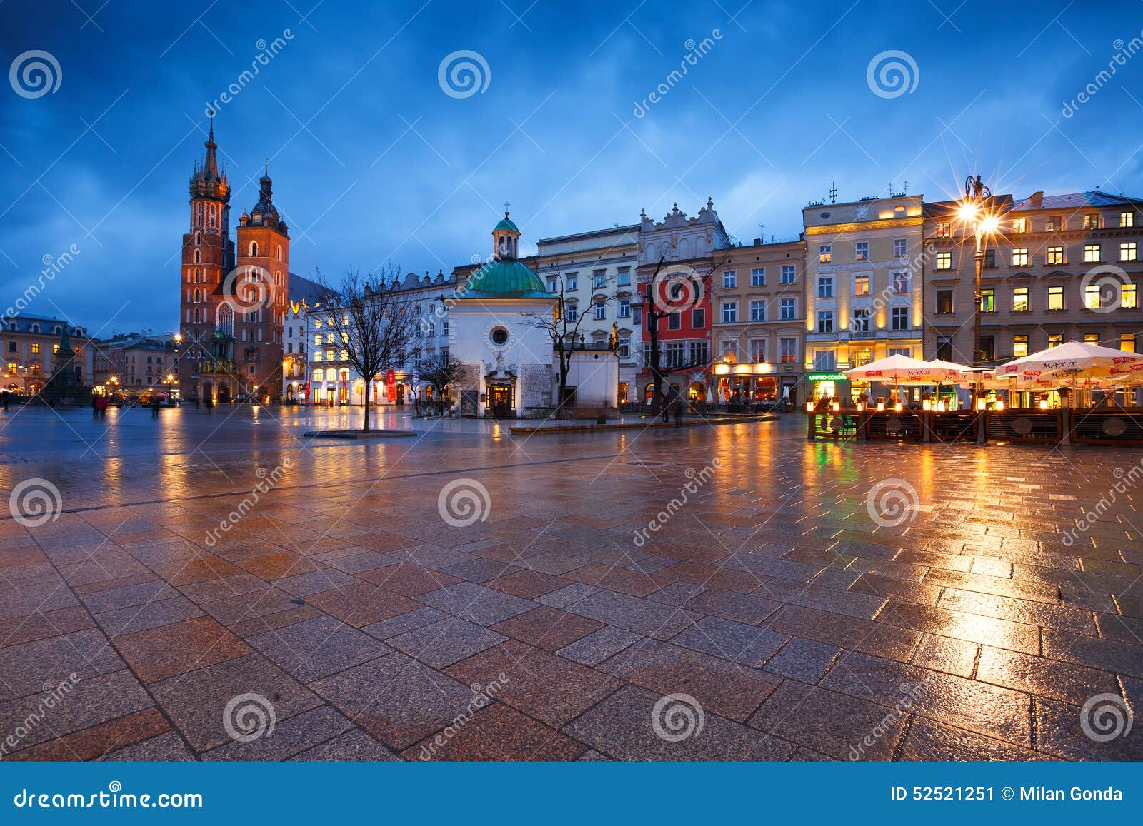 Main square in Krakow. editorial photo. Image of lights - 52521251