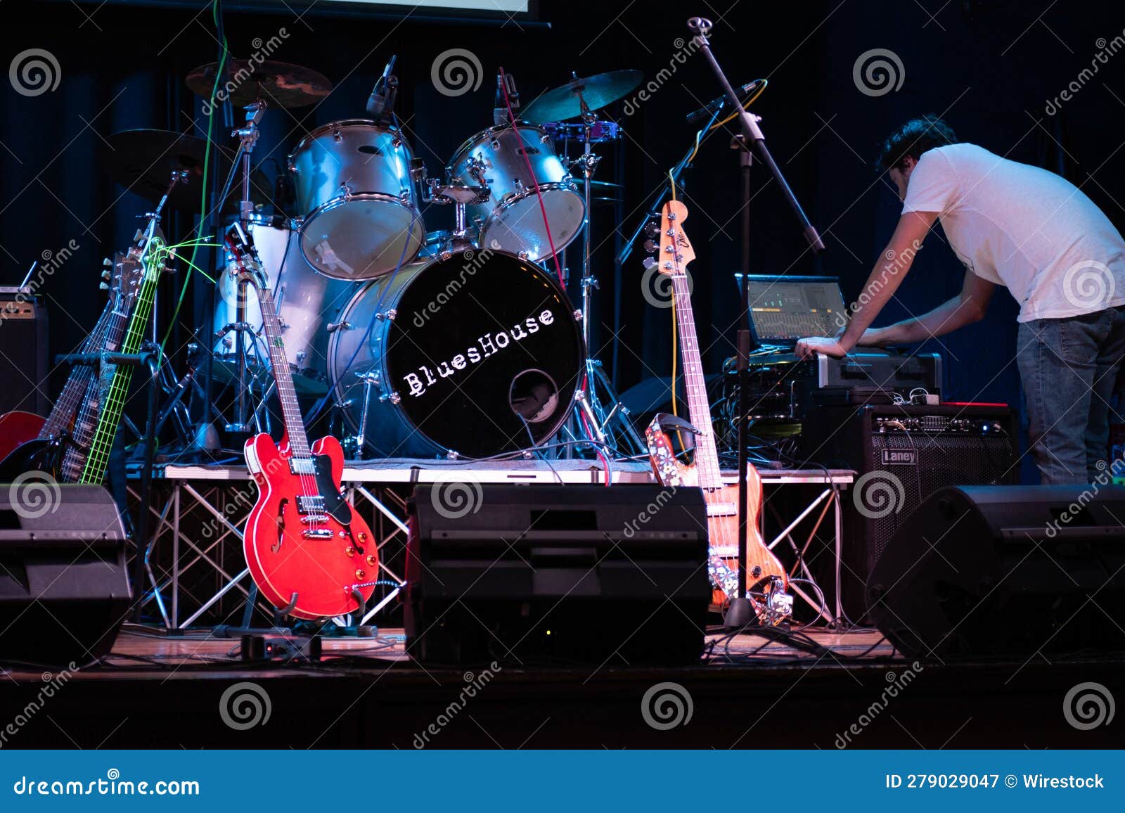 Main Stage Setup at Bluehouse Venue in Milan, Italy. Editorial ...