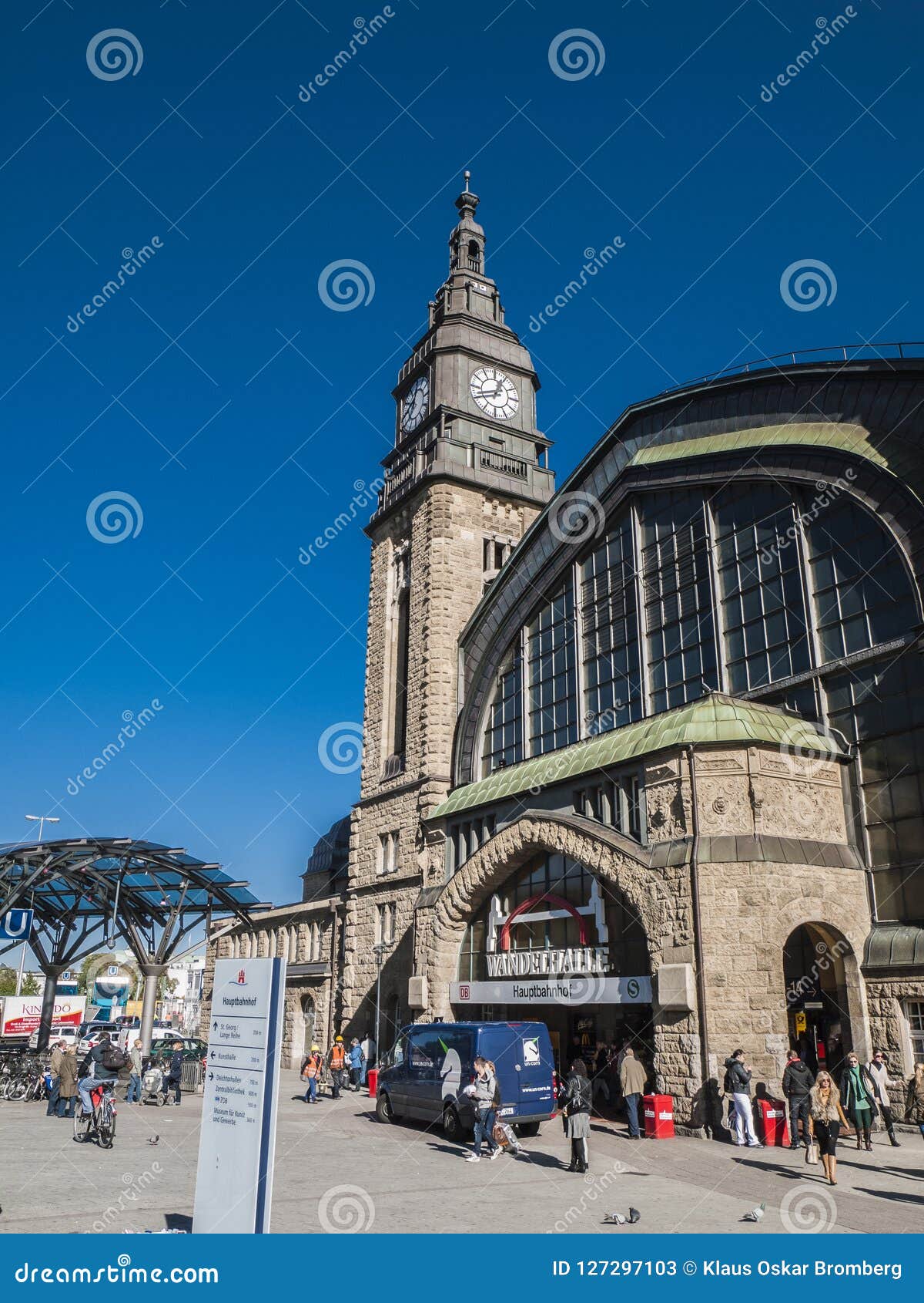 Main Station Hamburg editorial stock photo. Image of attraction - 127297103