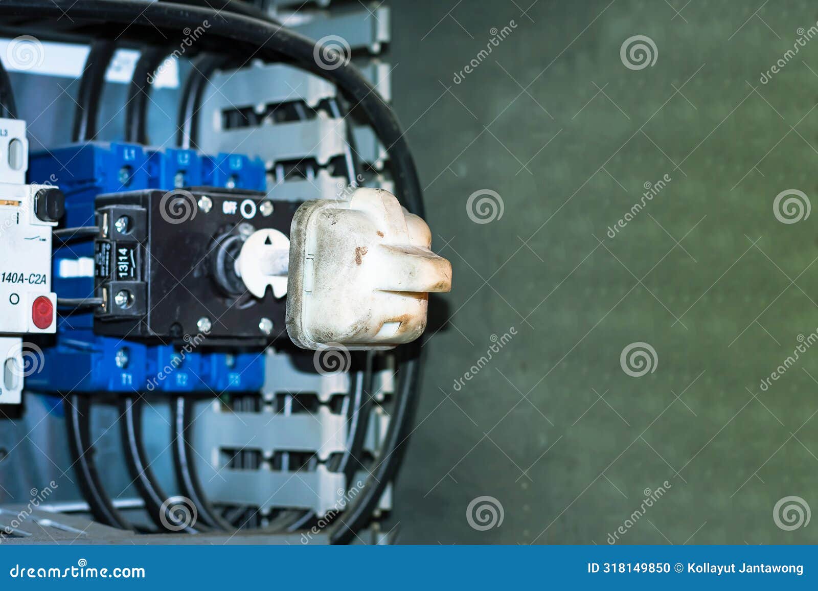 Switch Contactor Overload Relay For Control Circuit Voltage Of Motor Or ...
