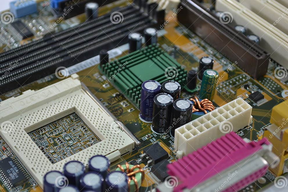 Mainboard del ordenador imagen de archivo. Imagen de fusibles - 17815603