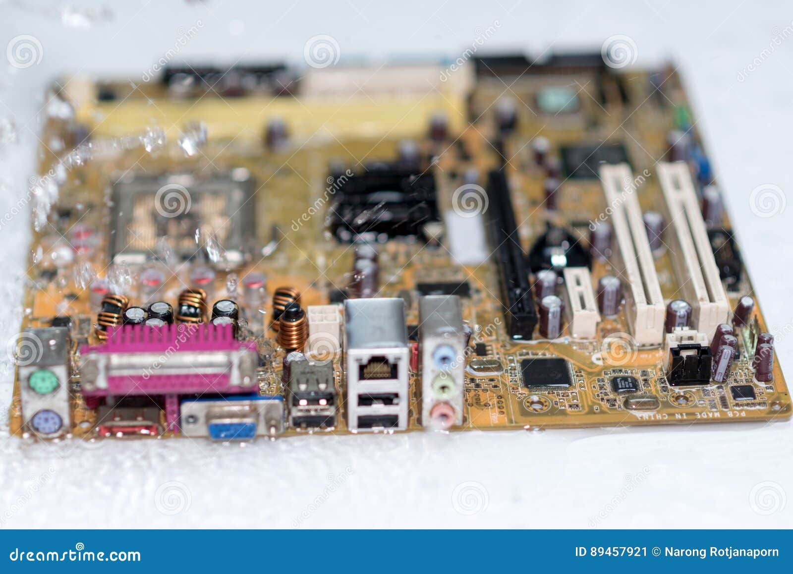 A Mainboard Main Board,cpu Motherboard,logic Board,system Board or Mobo ...