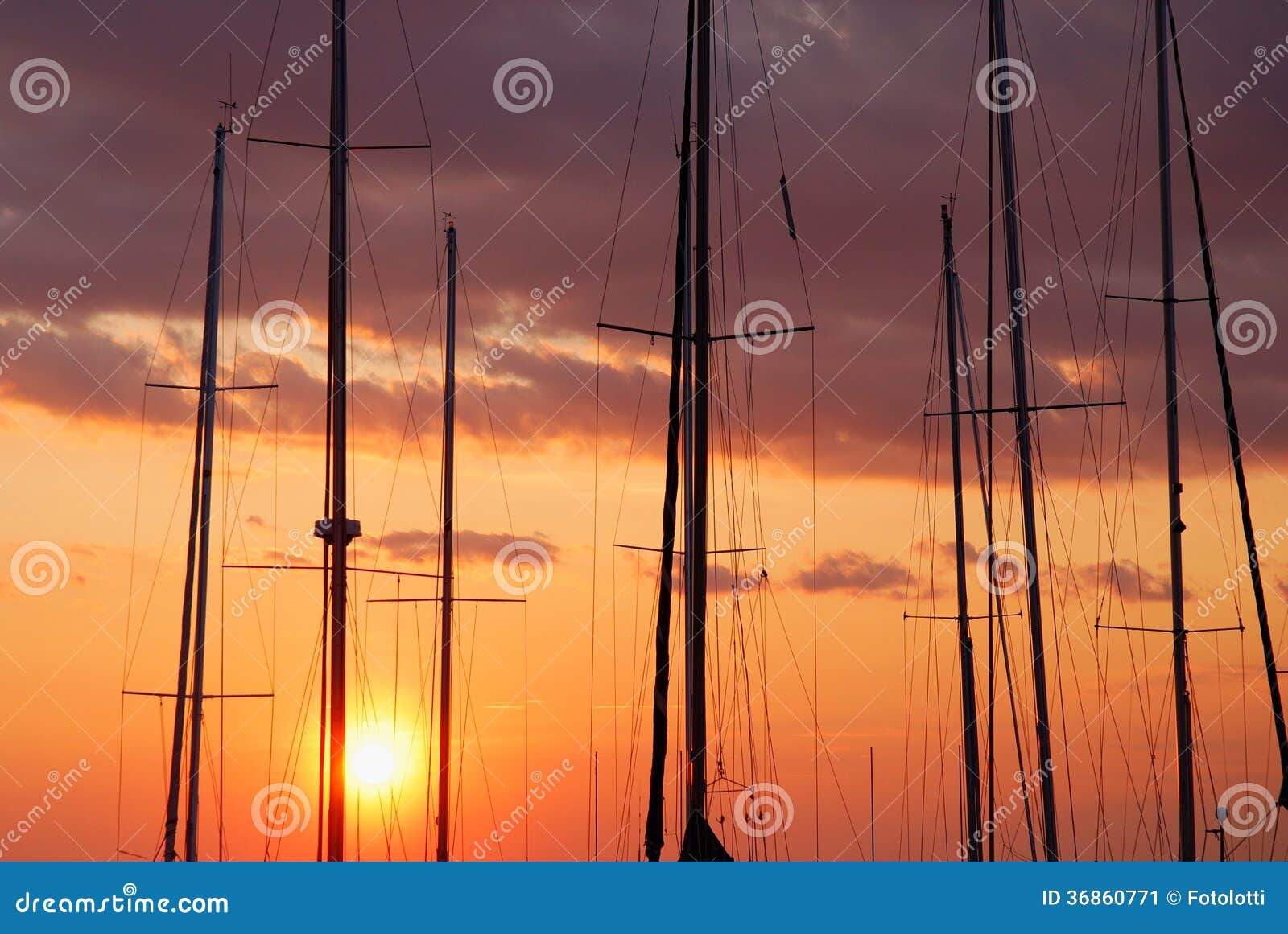 Mainmast Royalty-Free Stock Image | CartoonDealer.com #20320168